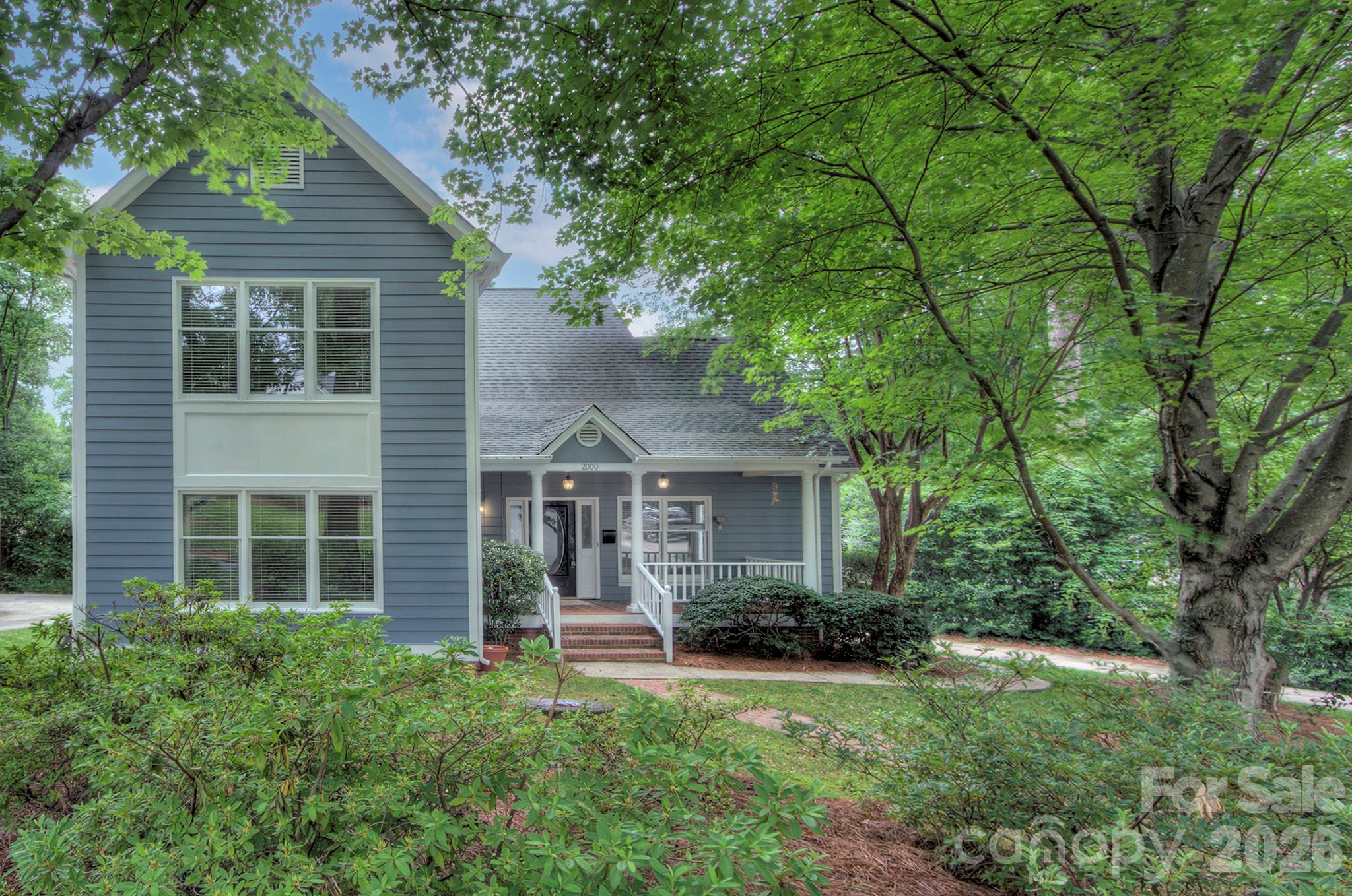 Photo 3 of 2000 Victorian Place, Charlotte, NC