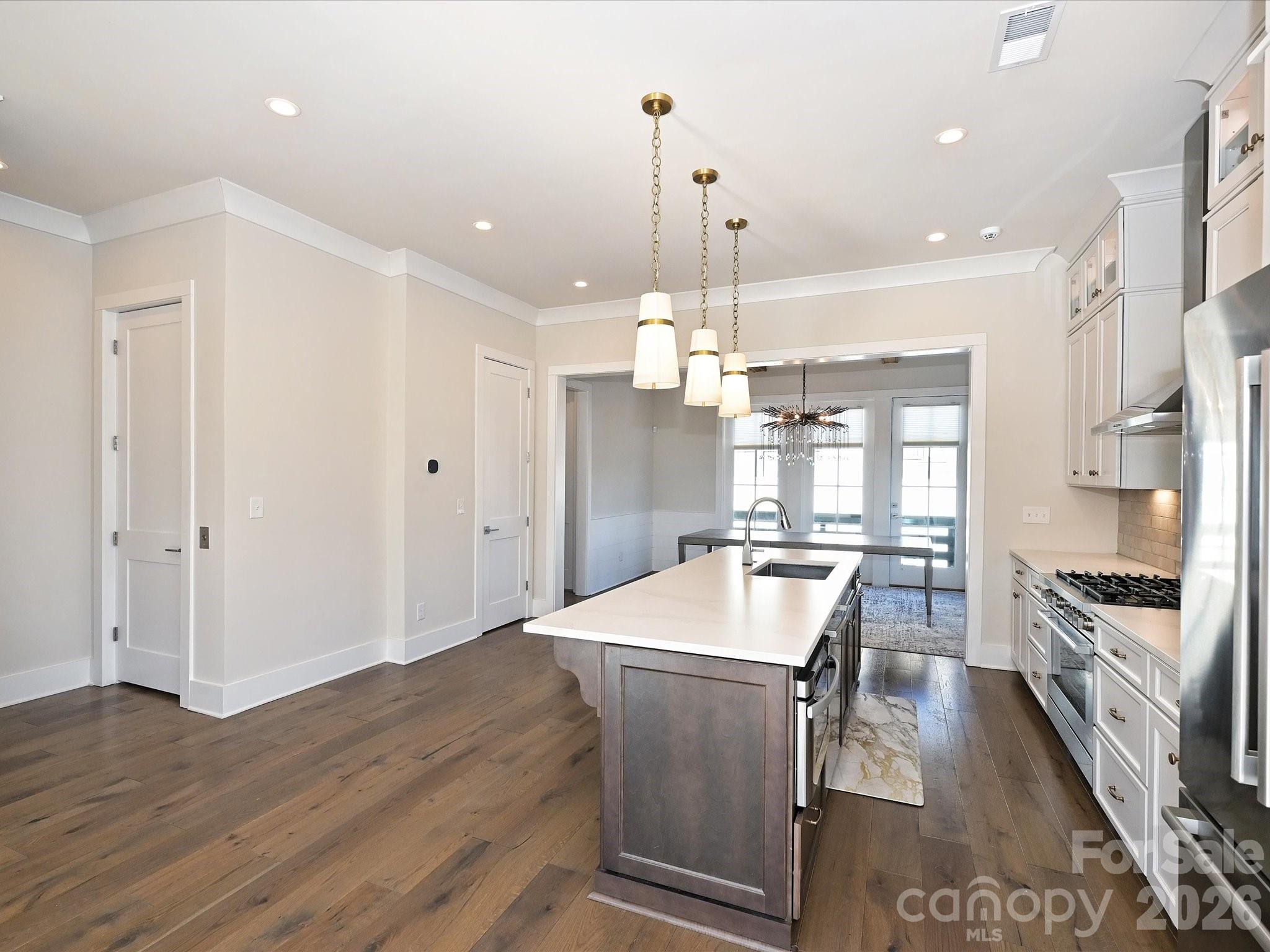 2428 Runnymede Lane, Charlotte, NC - photo 17 of 49