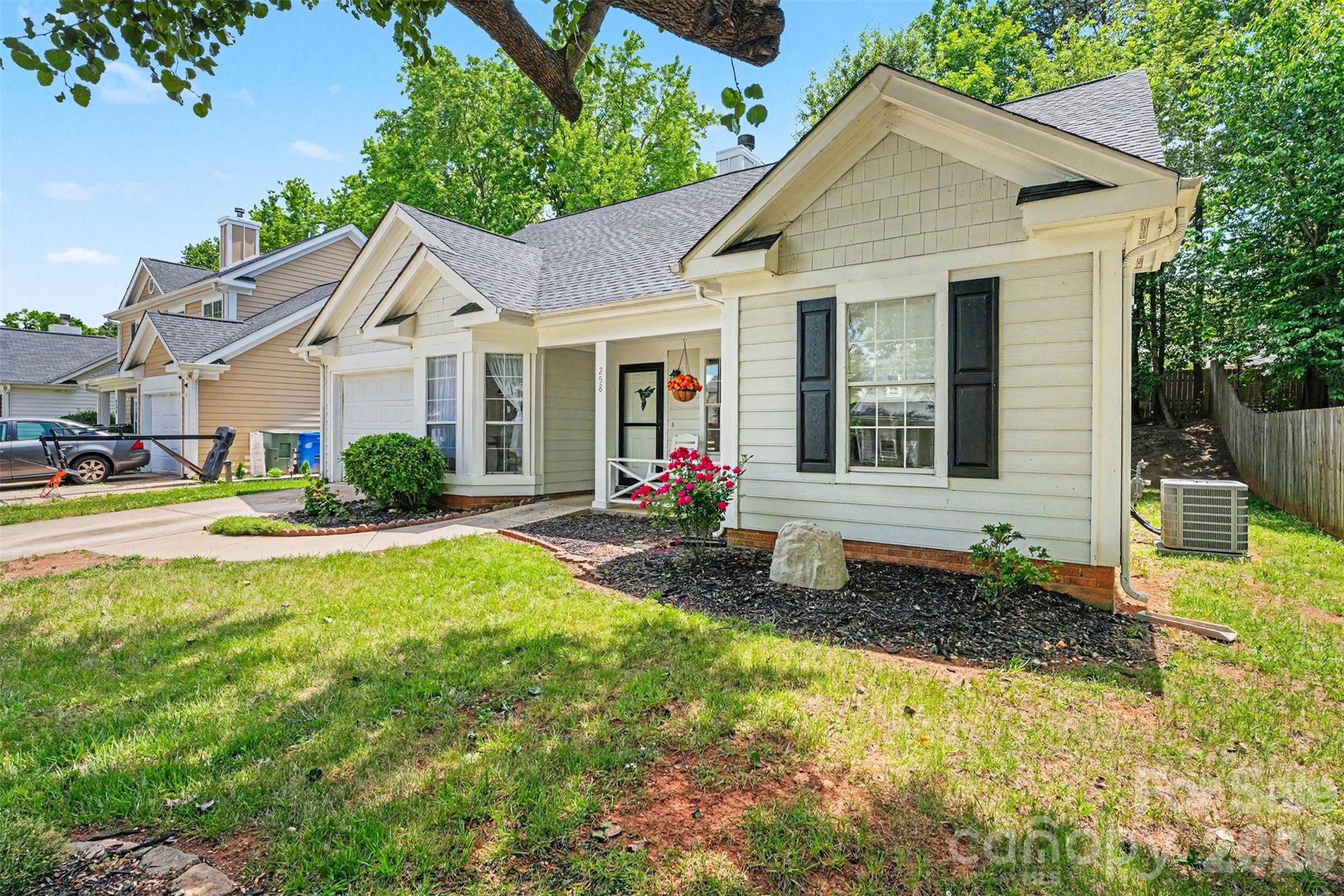 Photo 3 of 258 Indian Paint Brush Drive, Mooresville, NC