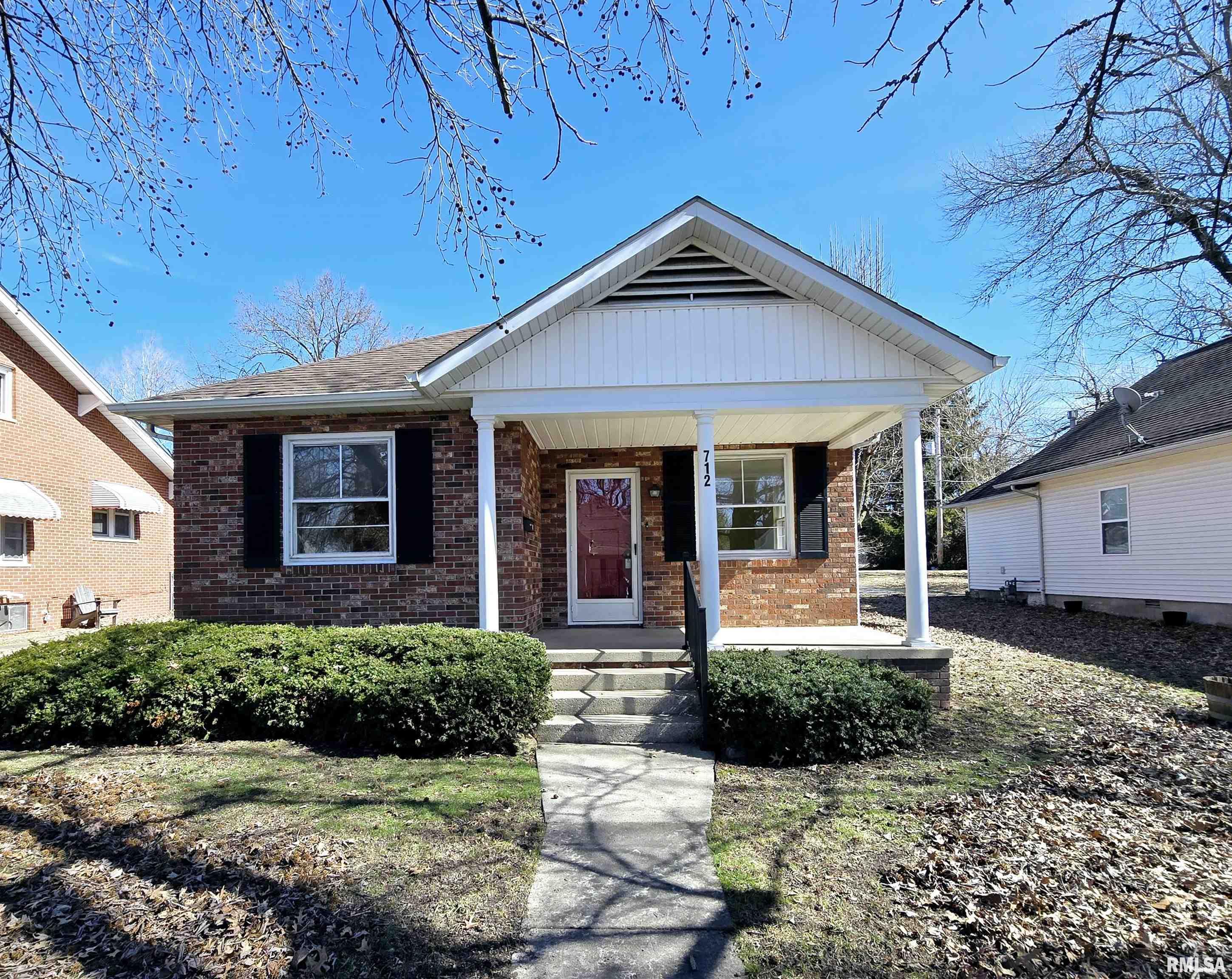 Residential for sale in Herrin, Illinois, QC4260883