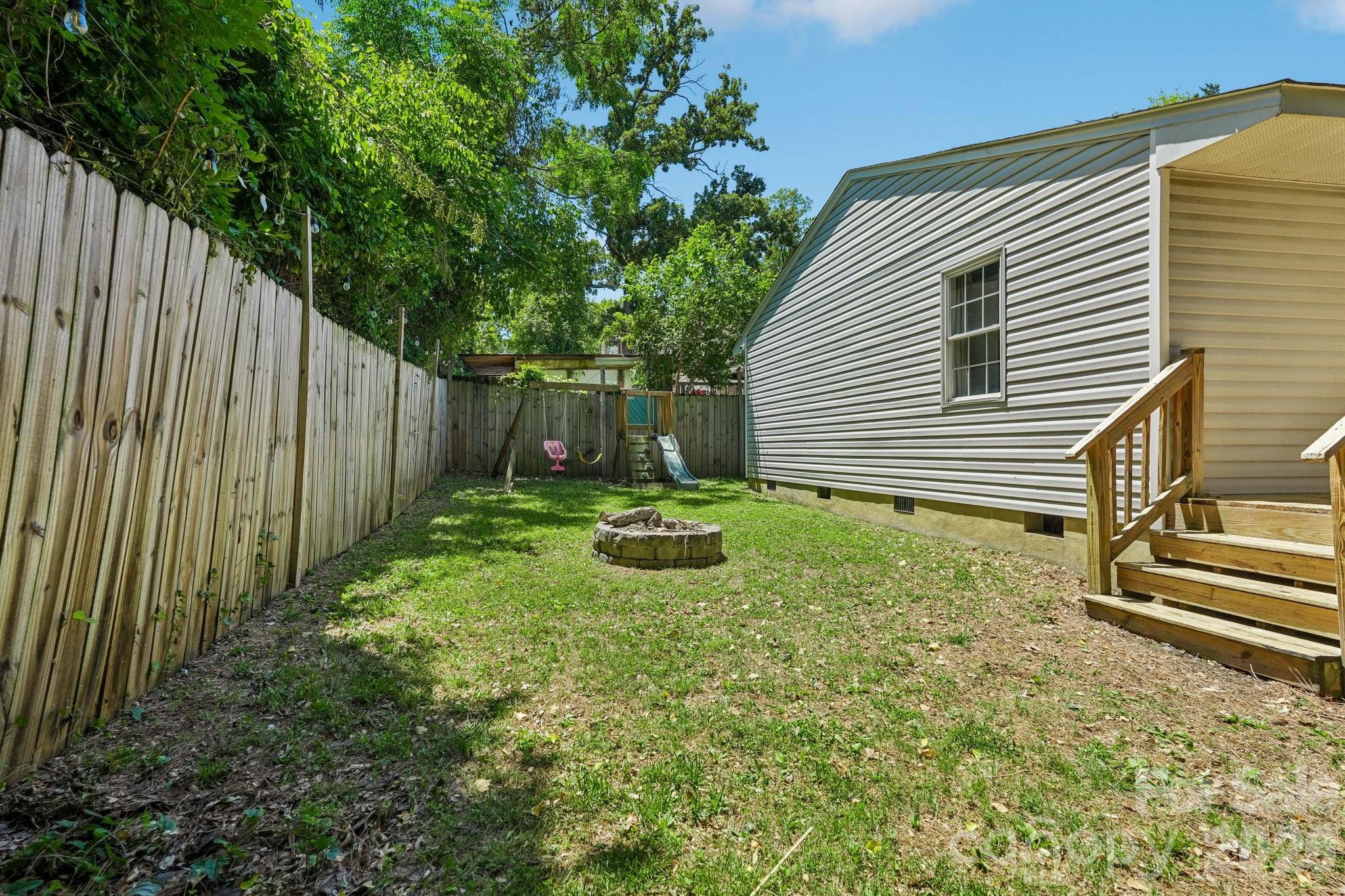 1824 Double Oaks Road, Charlotte, NC - photo 33 of 38