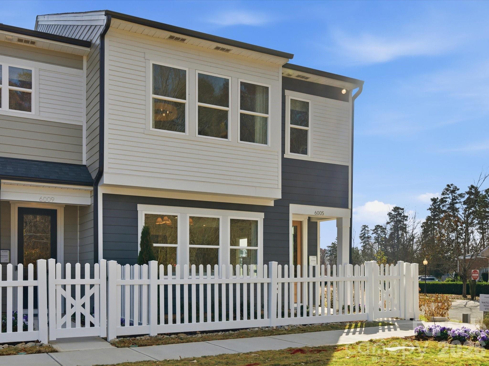 Photo 18 of 7141 Archimedes Lane, Charlotte, NC