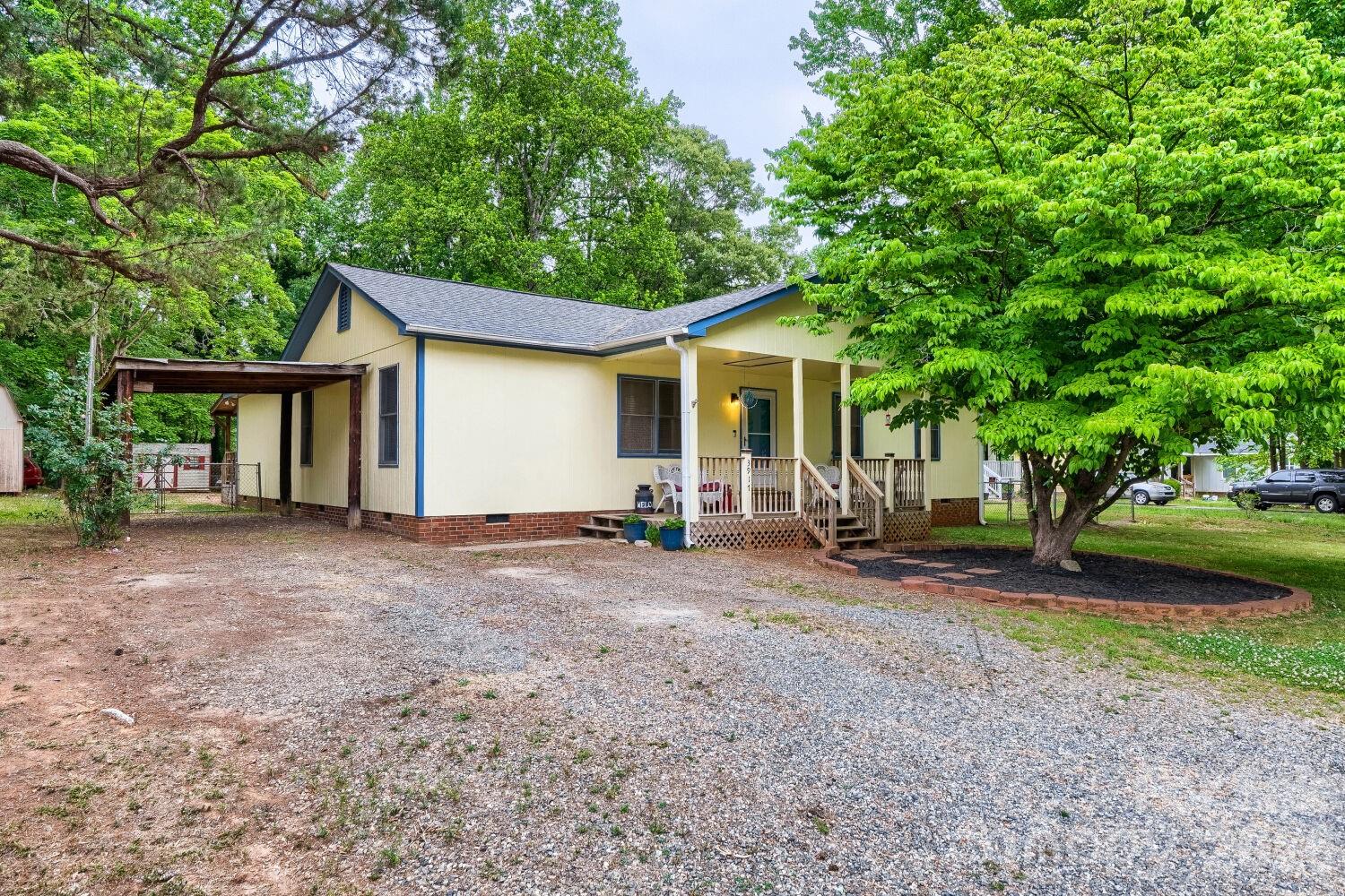Photo 2 of 3917 Lake Road, Charlotte, NC