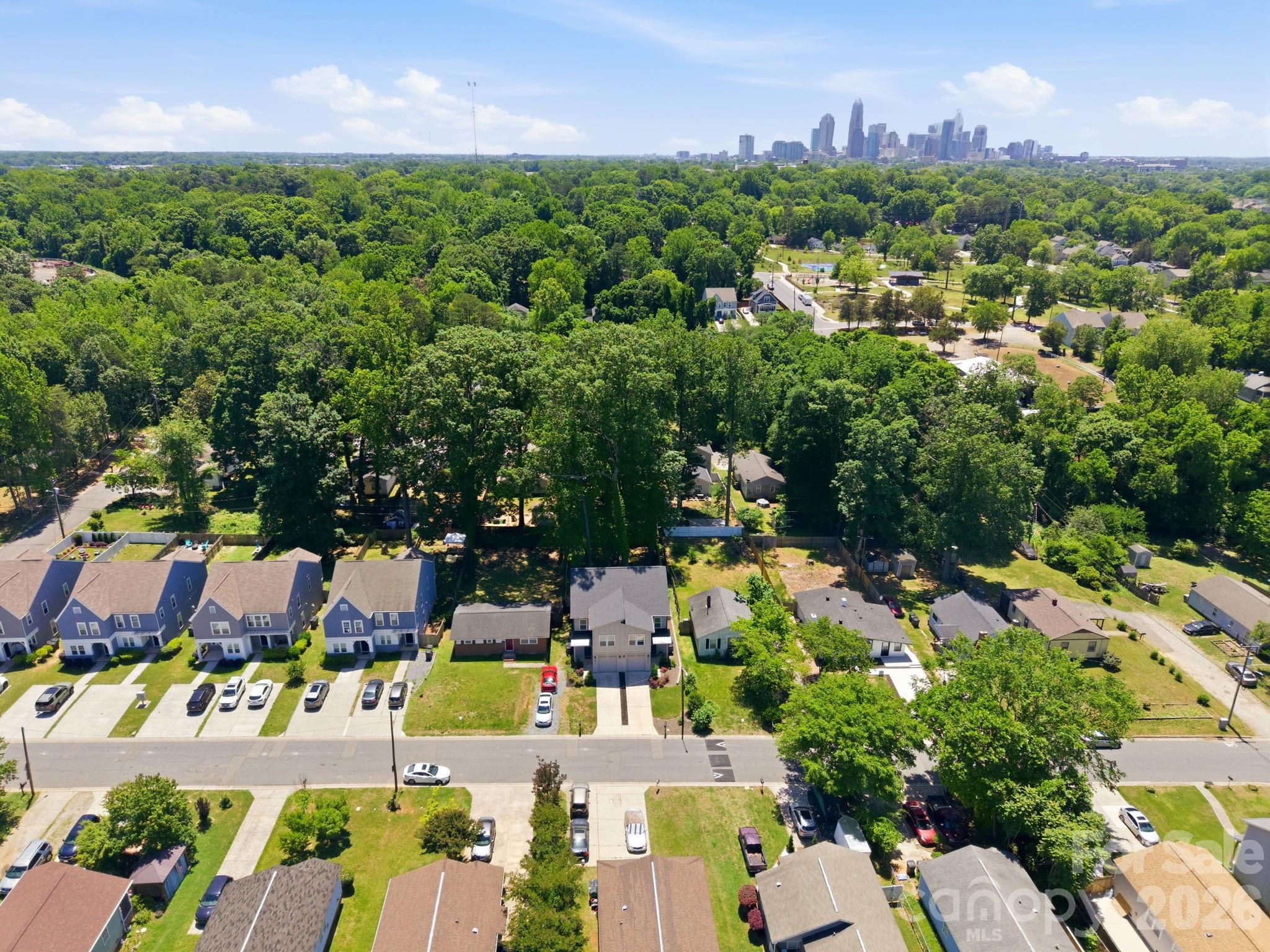 831 Mcarthur Avenue, Charlotte, NC - photo 34 of 38