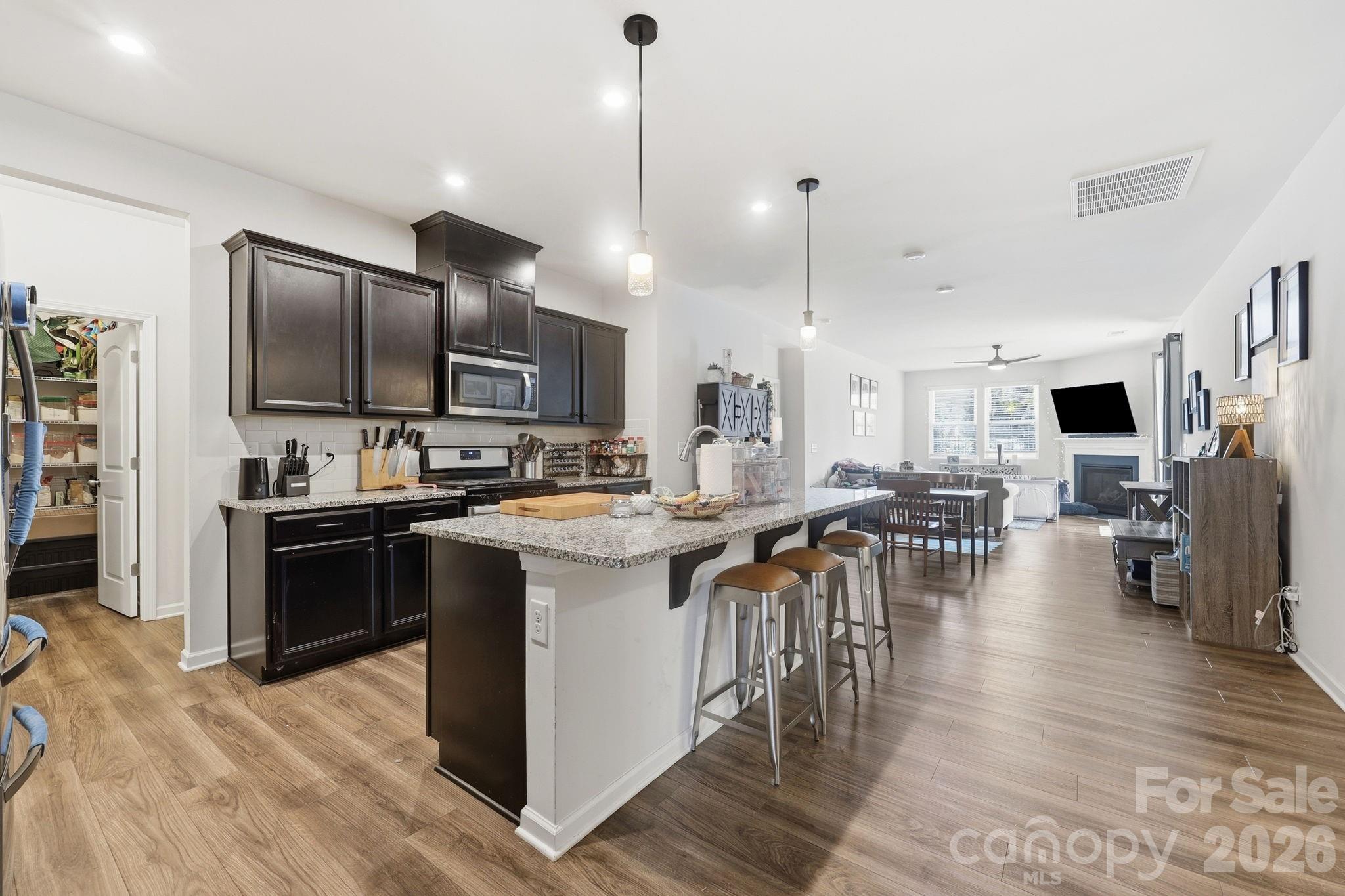 Photo 7 of 6523 Georgia Oak Road, Charlotte, NC