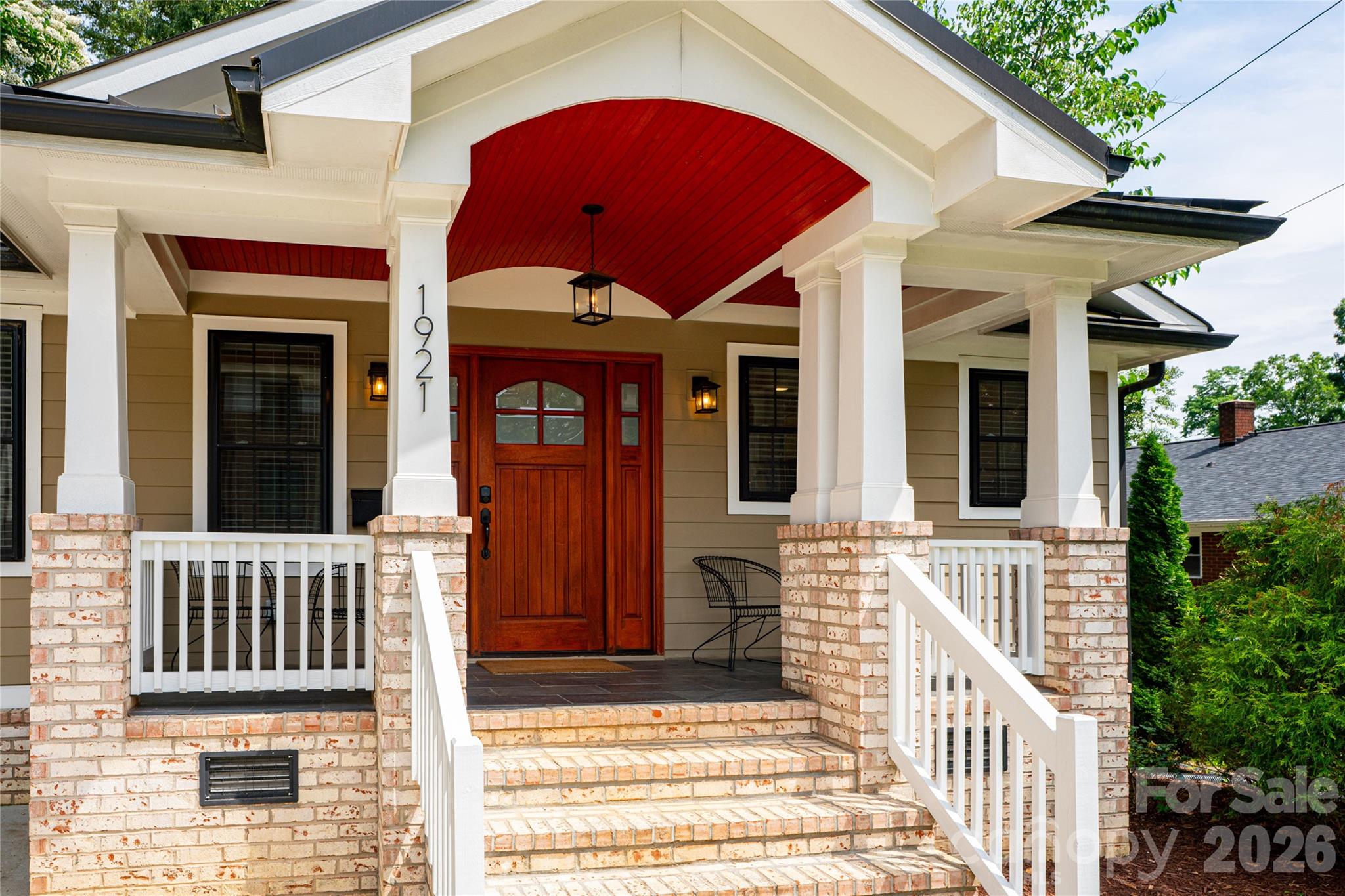 Photo 2 of 1921 Cumberland Avenue, Charlotte, NC