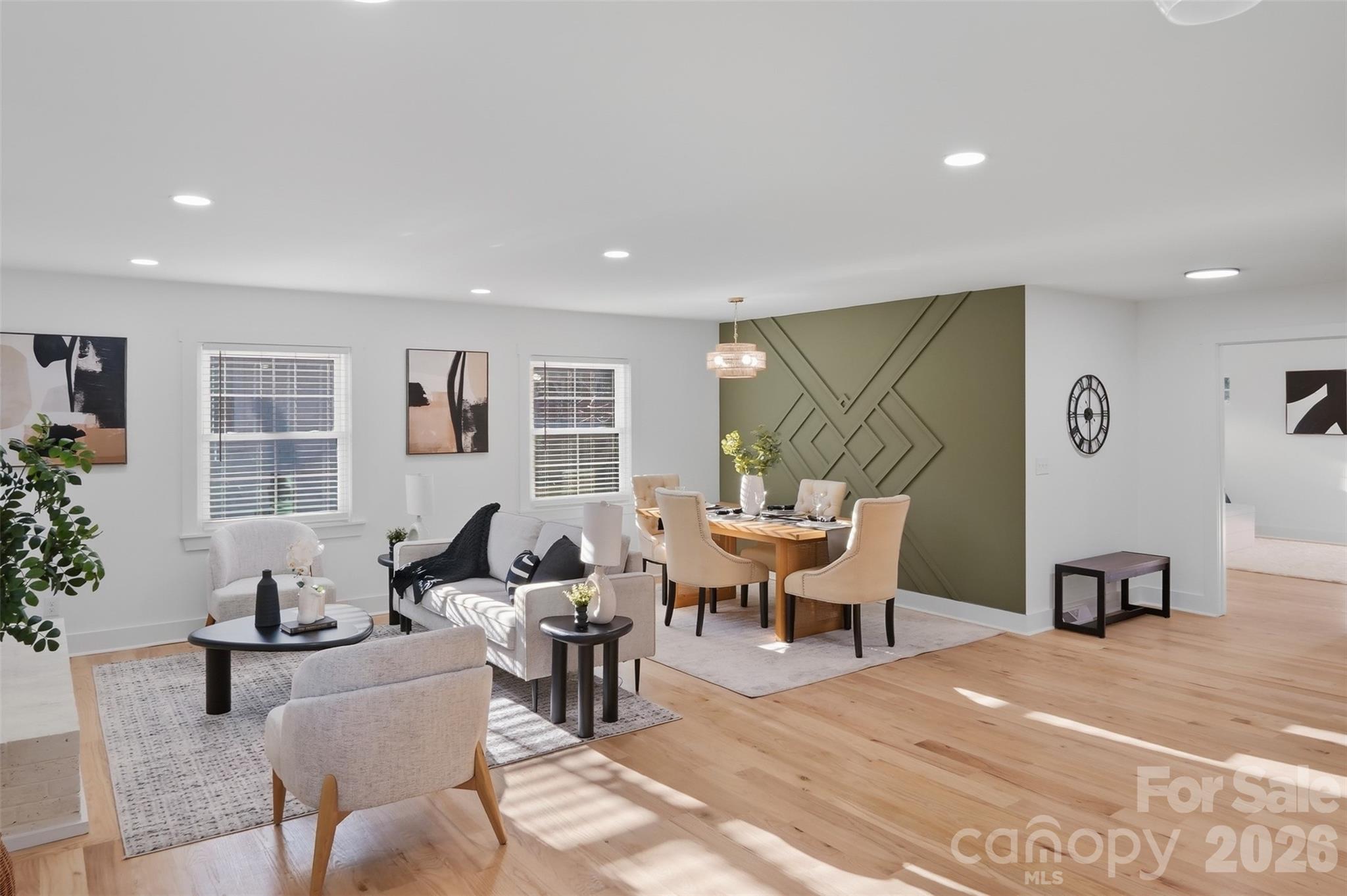 Photo 4 of 4314 Ivanhoe Place, Charlotte, NC