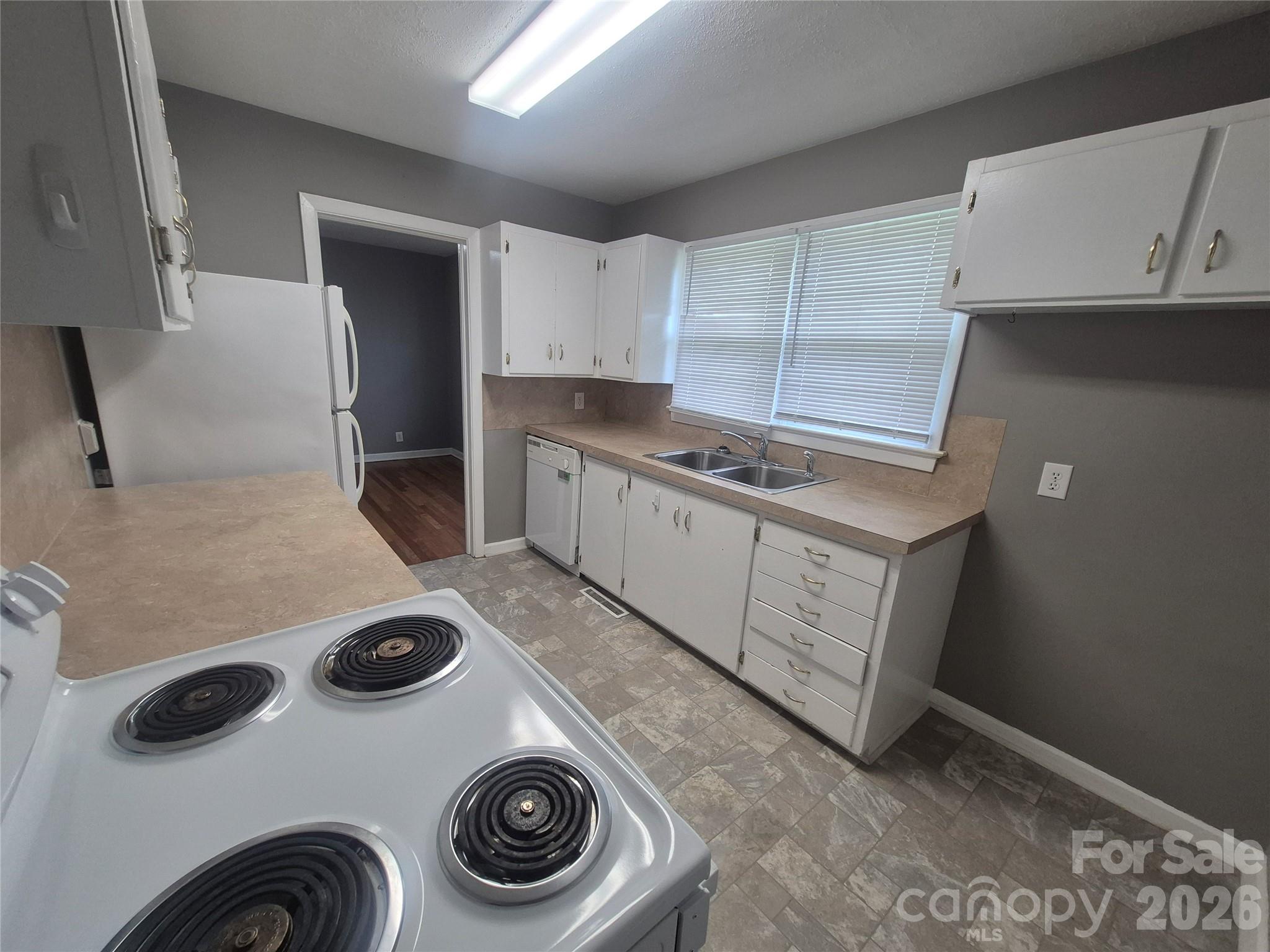543 Allen Street, Troy, NC - photo 6 of 32