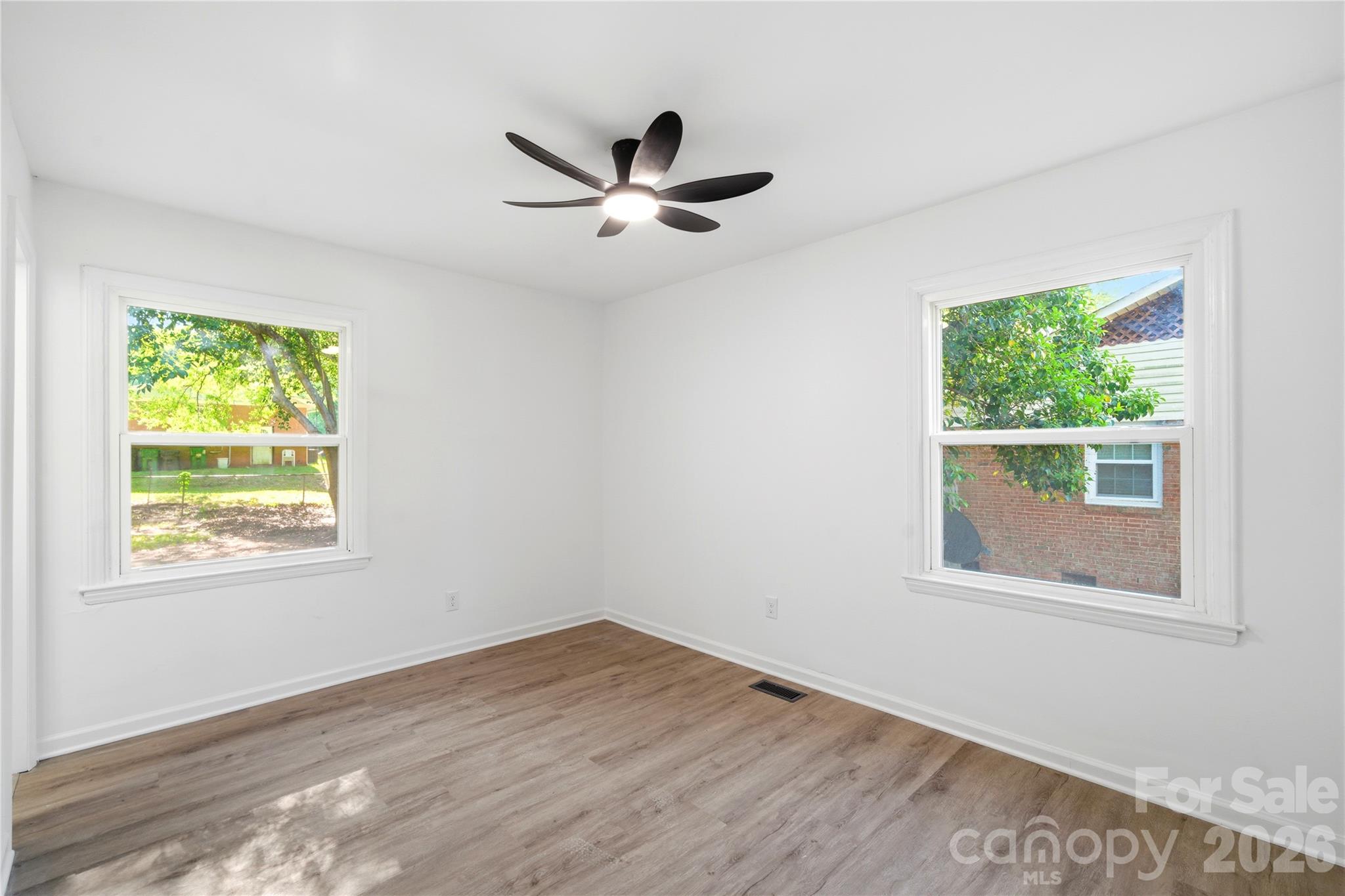 6126 Amberly Lane, Charlotte, NC - photo 17 of 32