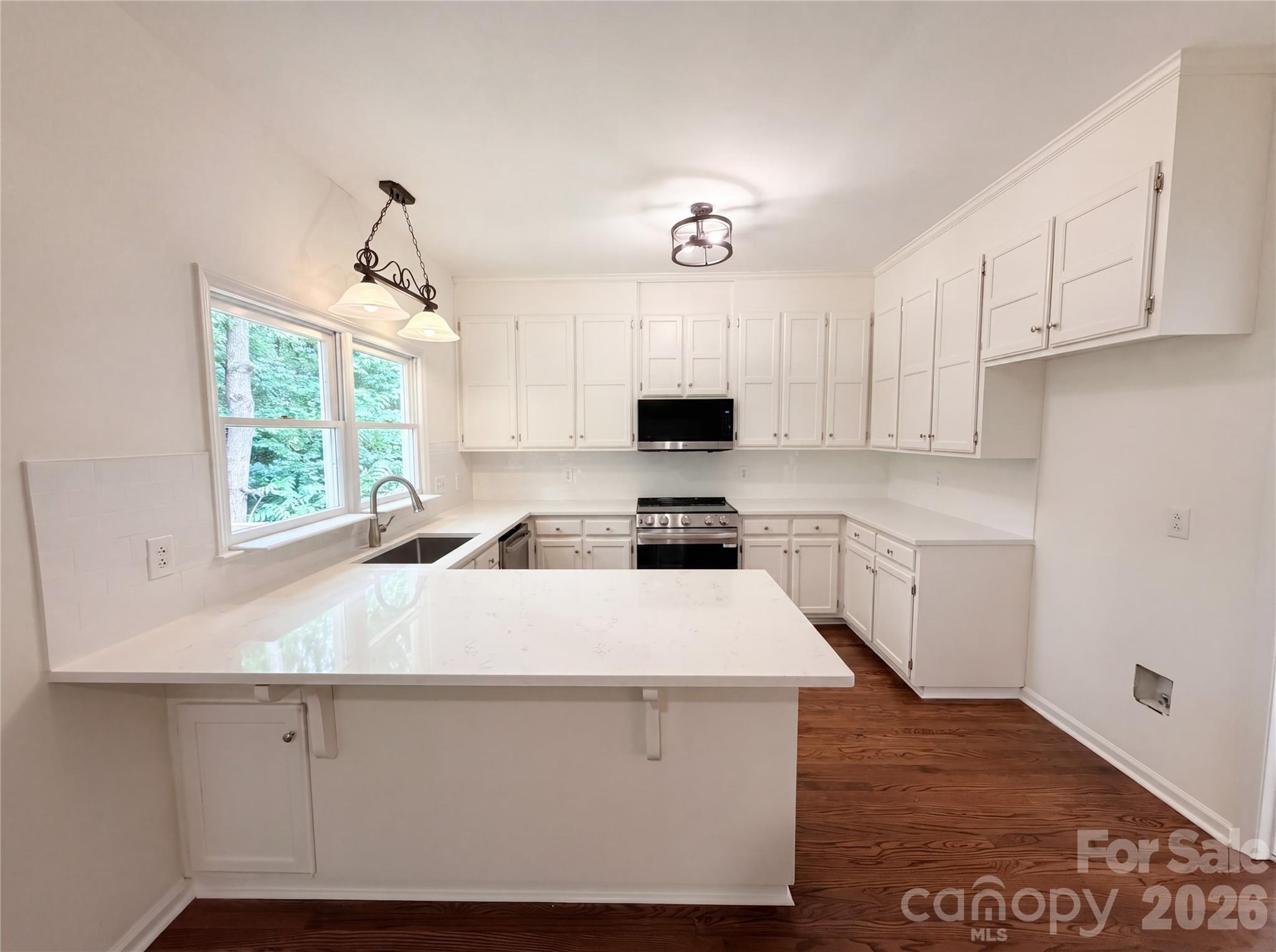 Photo 2 of 5908 Bookbinders Lane, Charlotte, NC