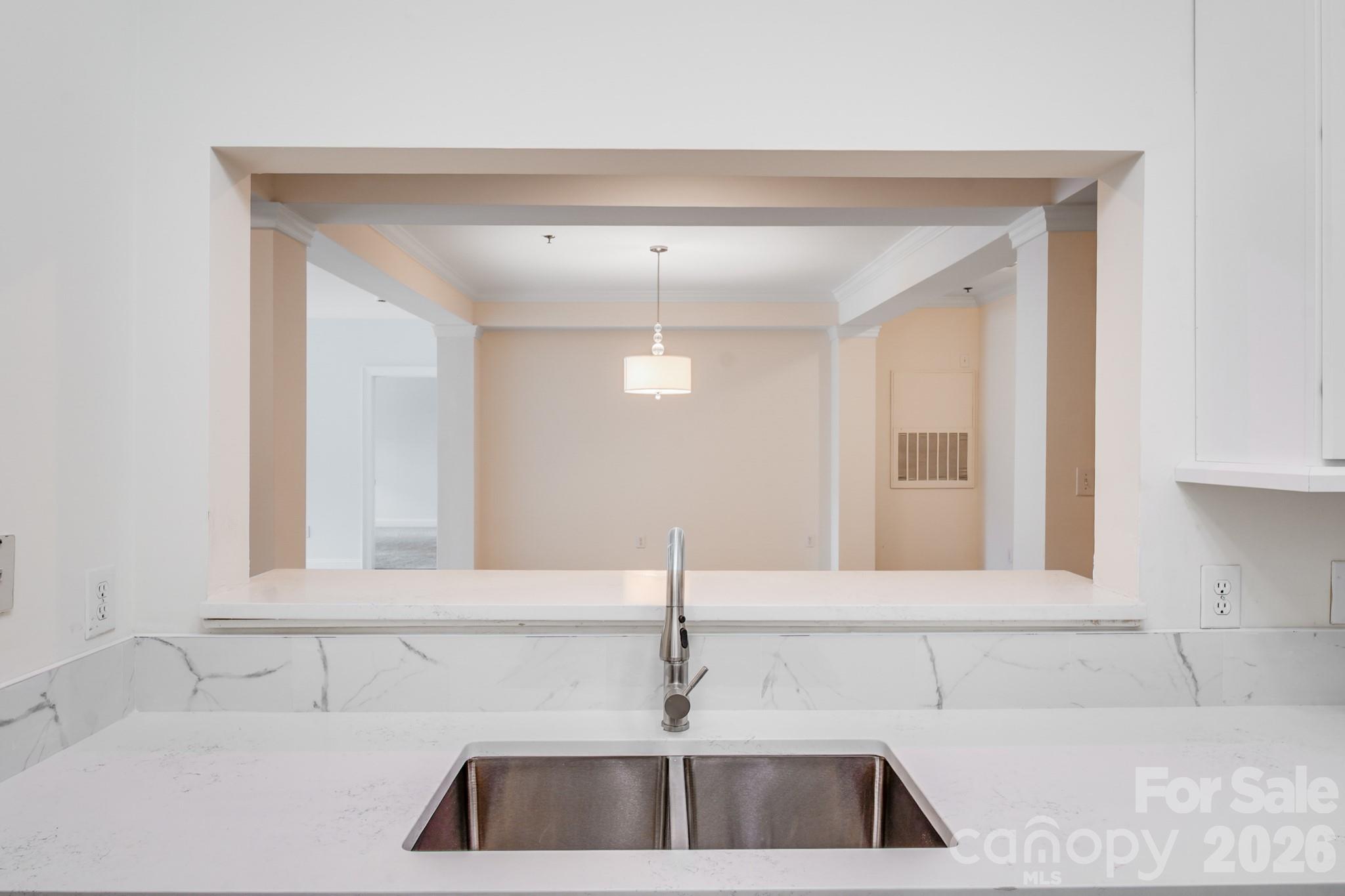 Photo 5 of 5601 Fairview Road10, Charlotte, NC