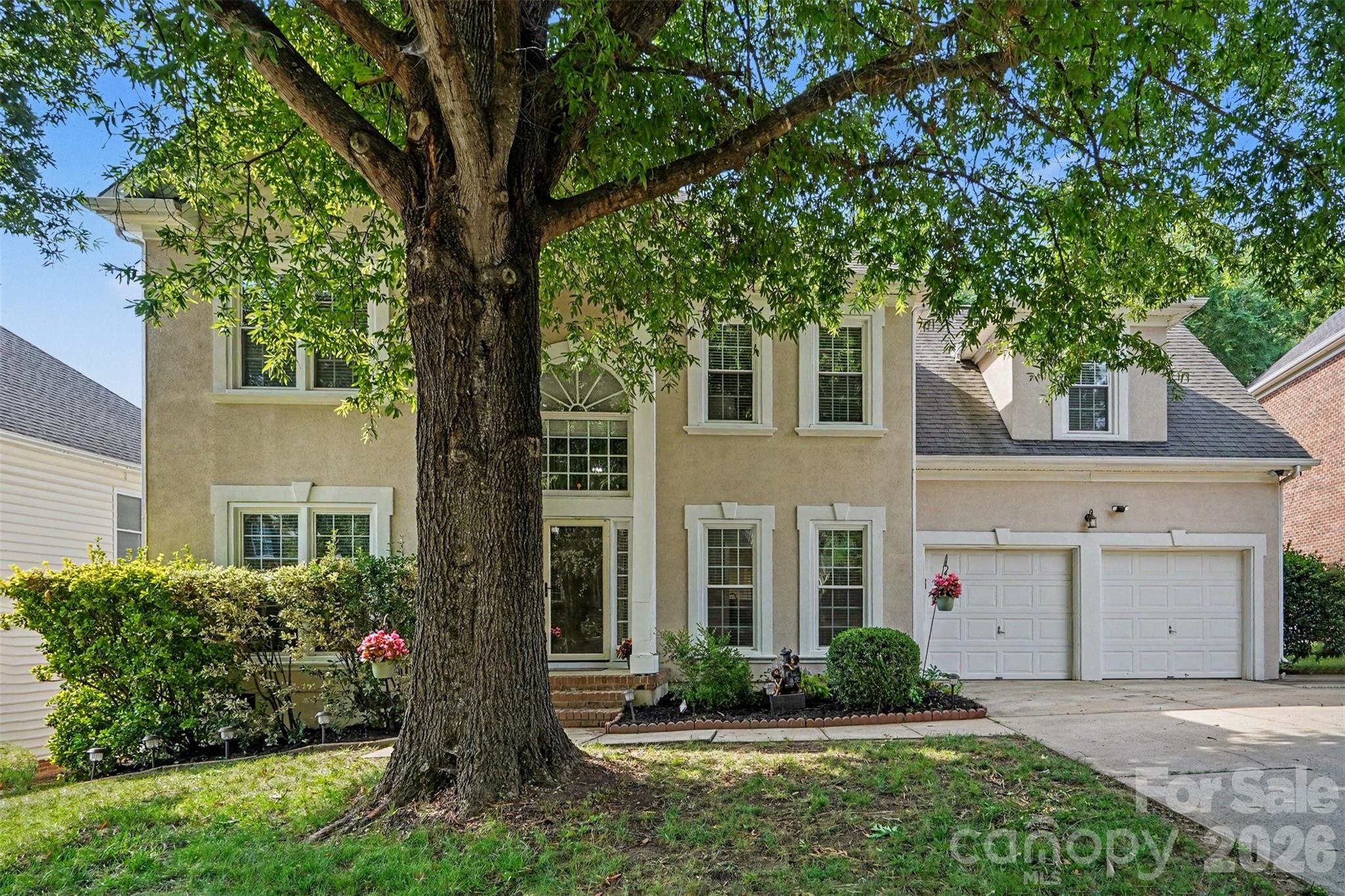 Home for sale at 5917 Nuthatch Court, Charlotte, NC — photo 1 of 46