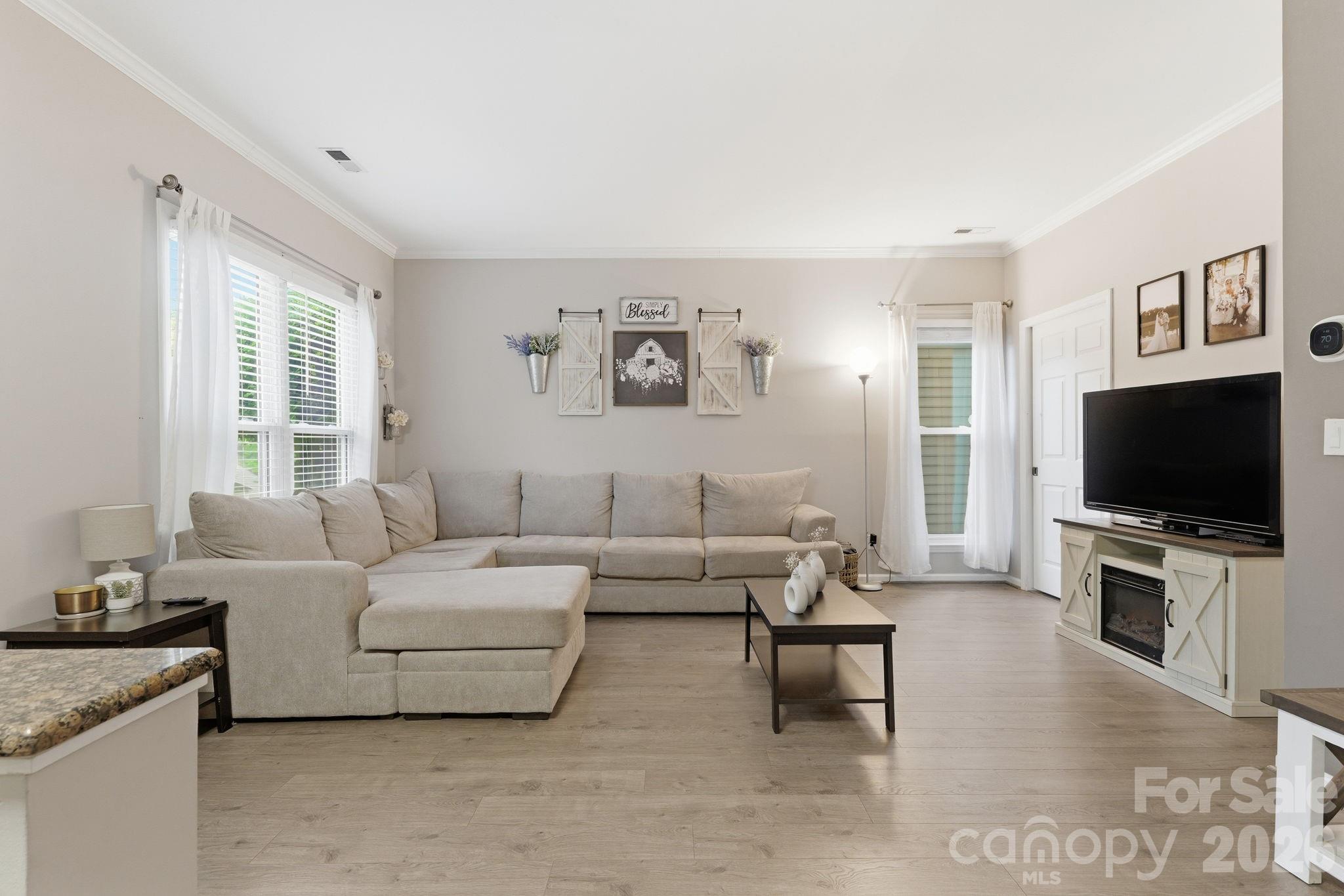 Photo 4 of 9732 Whitewood Trail, Charlotte, NC