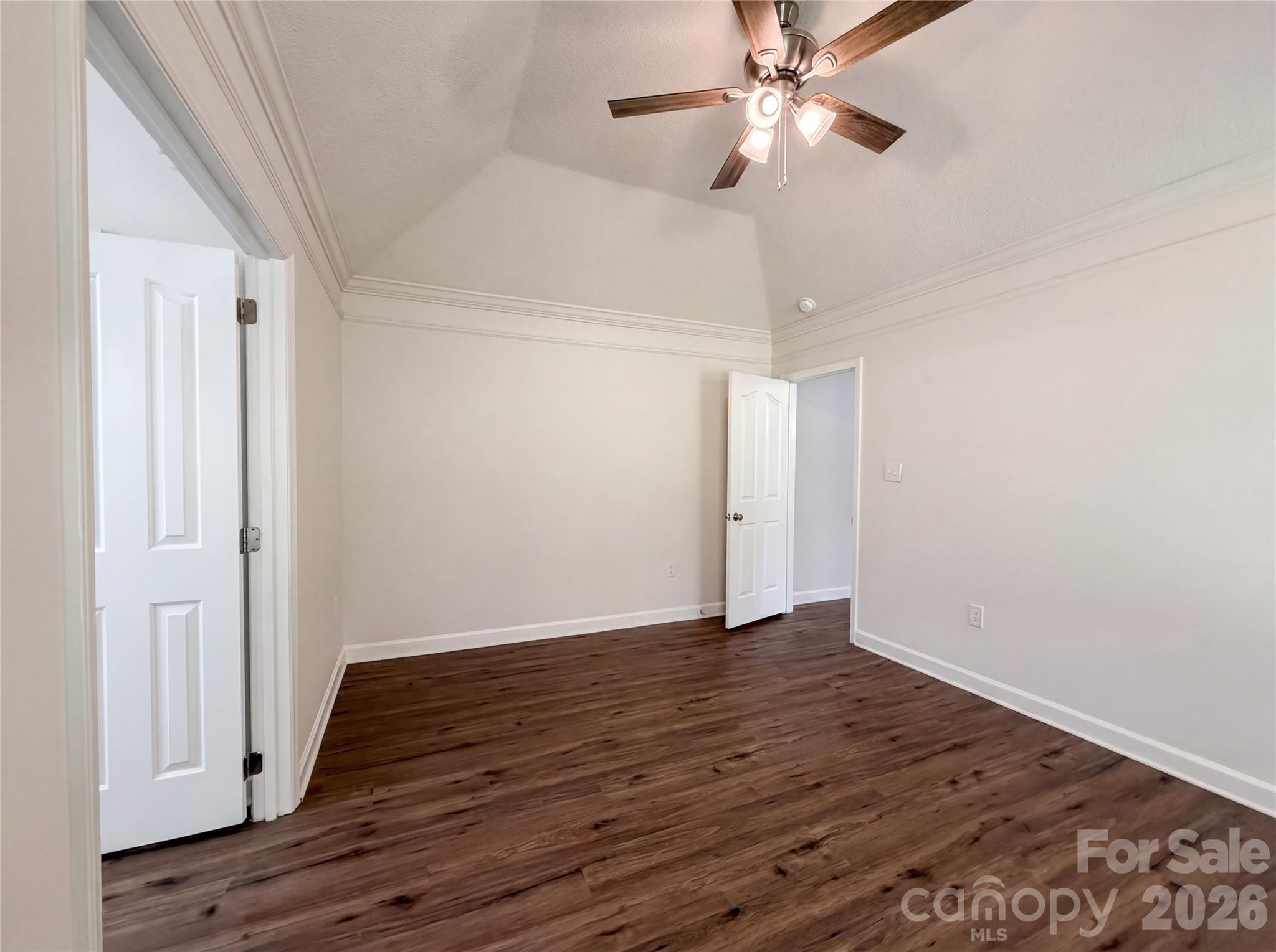 Photo 13 of 10530 Southern Oak Court, Charlotte, NC