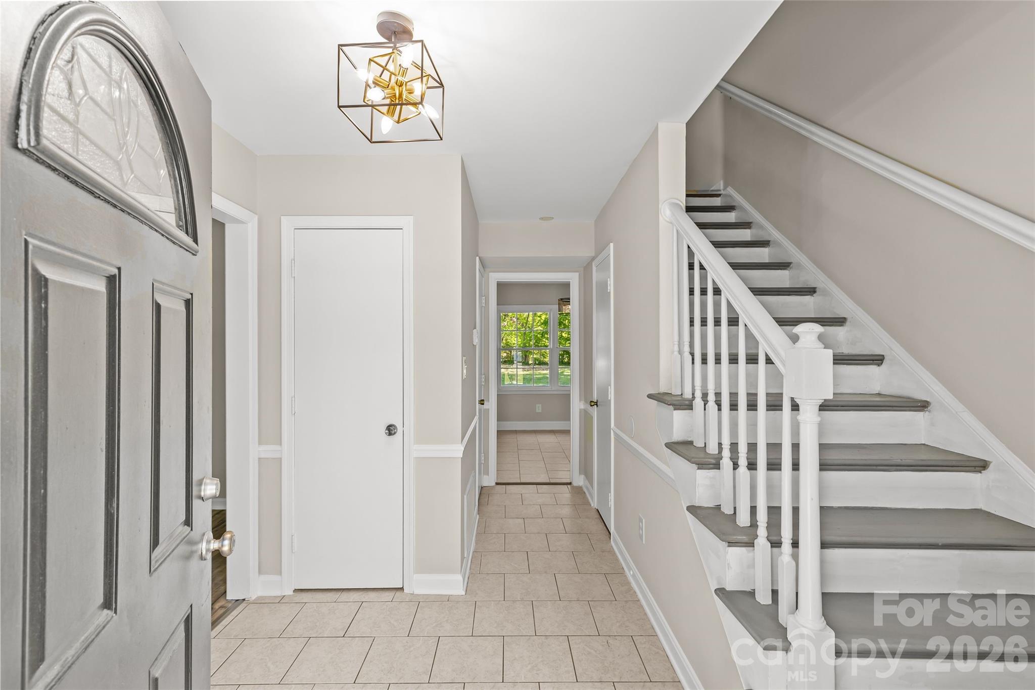 Photo 8 of 1401 Cedarwood Lane, Charlotte, NC