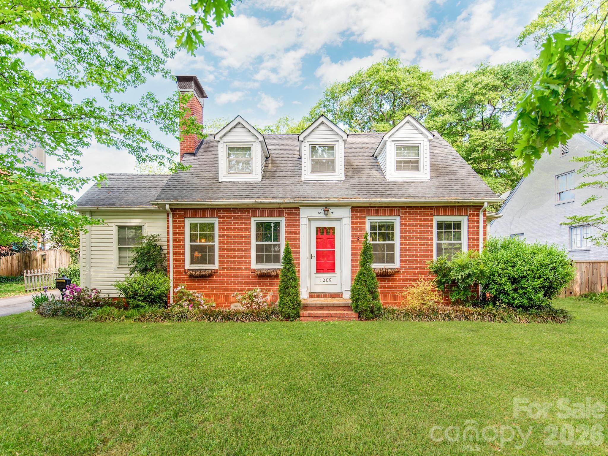 1209 Oakwood Avenue, Gastonia, NC