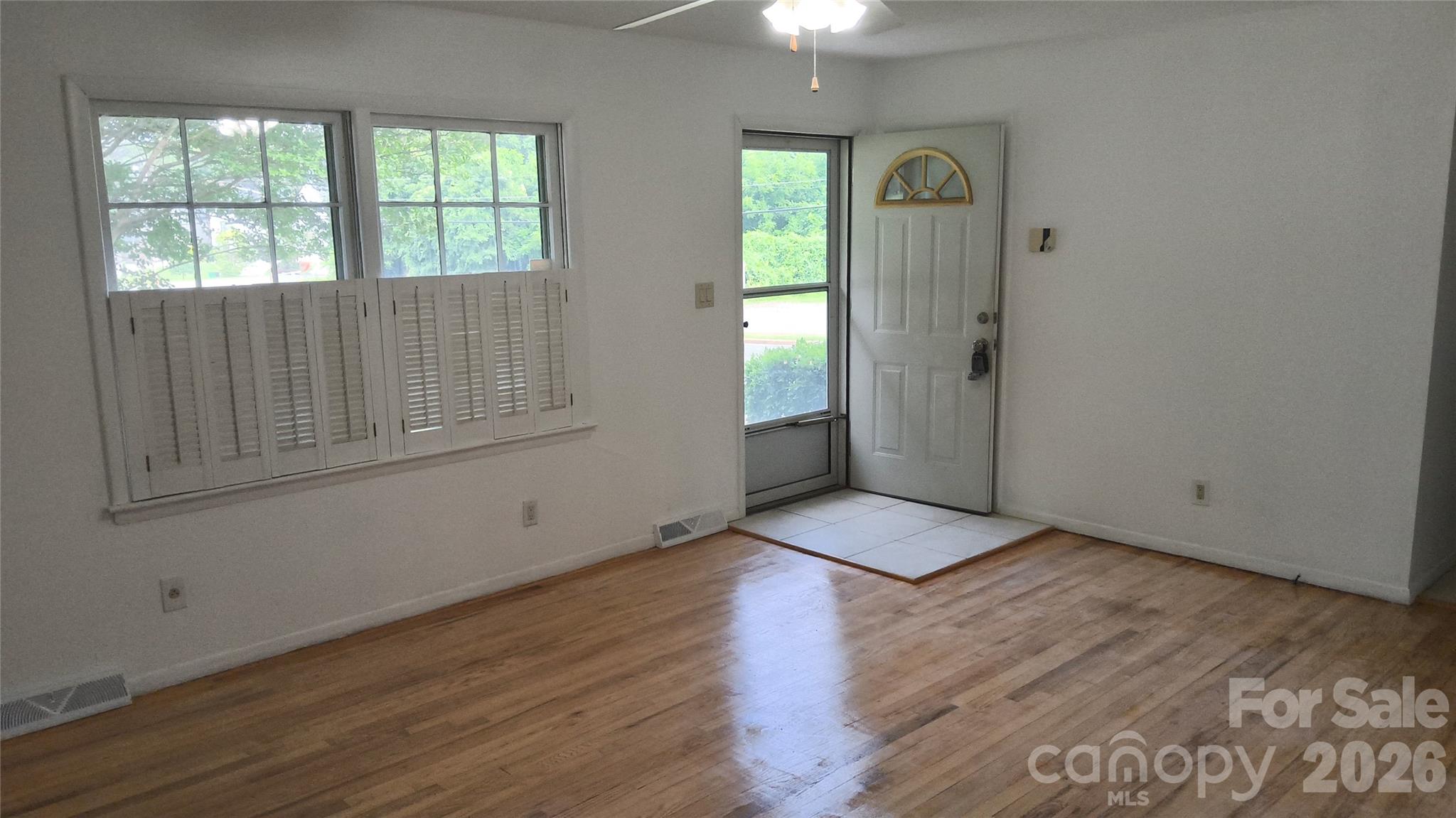 Photo 5 of 1920 Herrin Avenue, Charlotte, NC