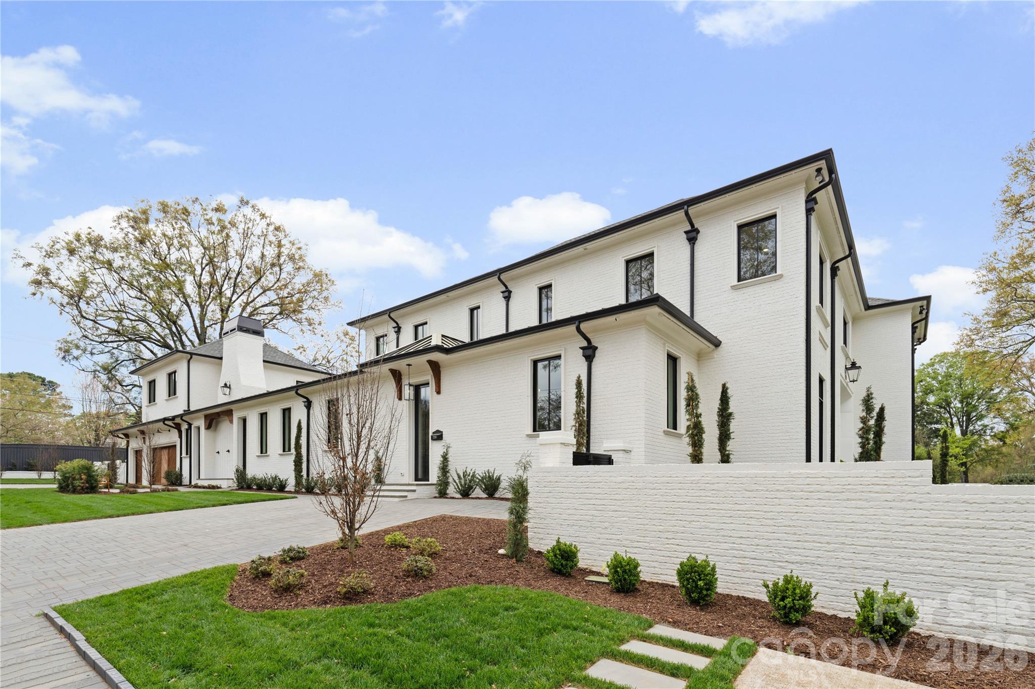 2208 Overhill Road, Charlotte, NC - photo 4 of 48