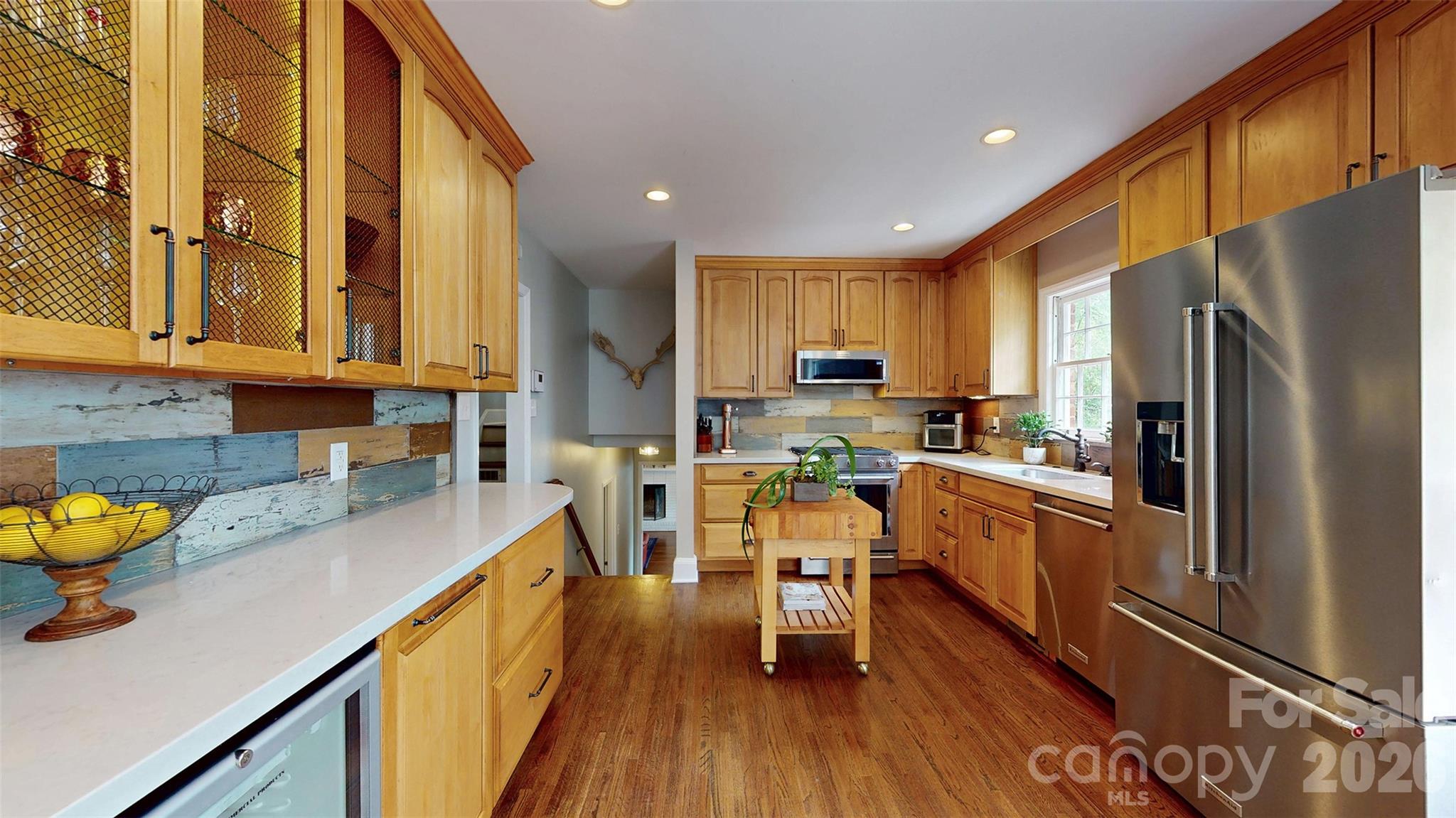Photo 14 of 1419 Cavendish Court, Charlotte, NC