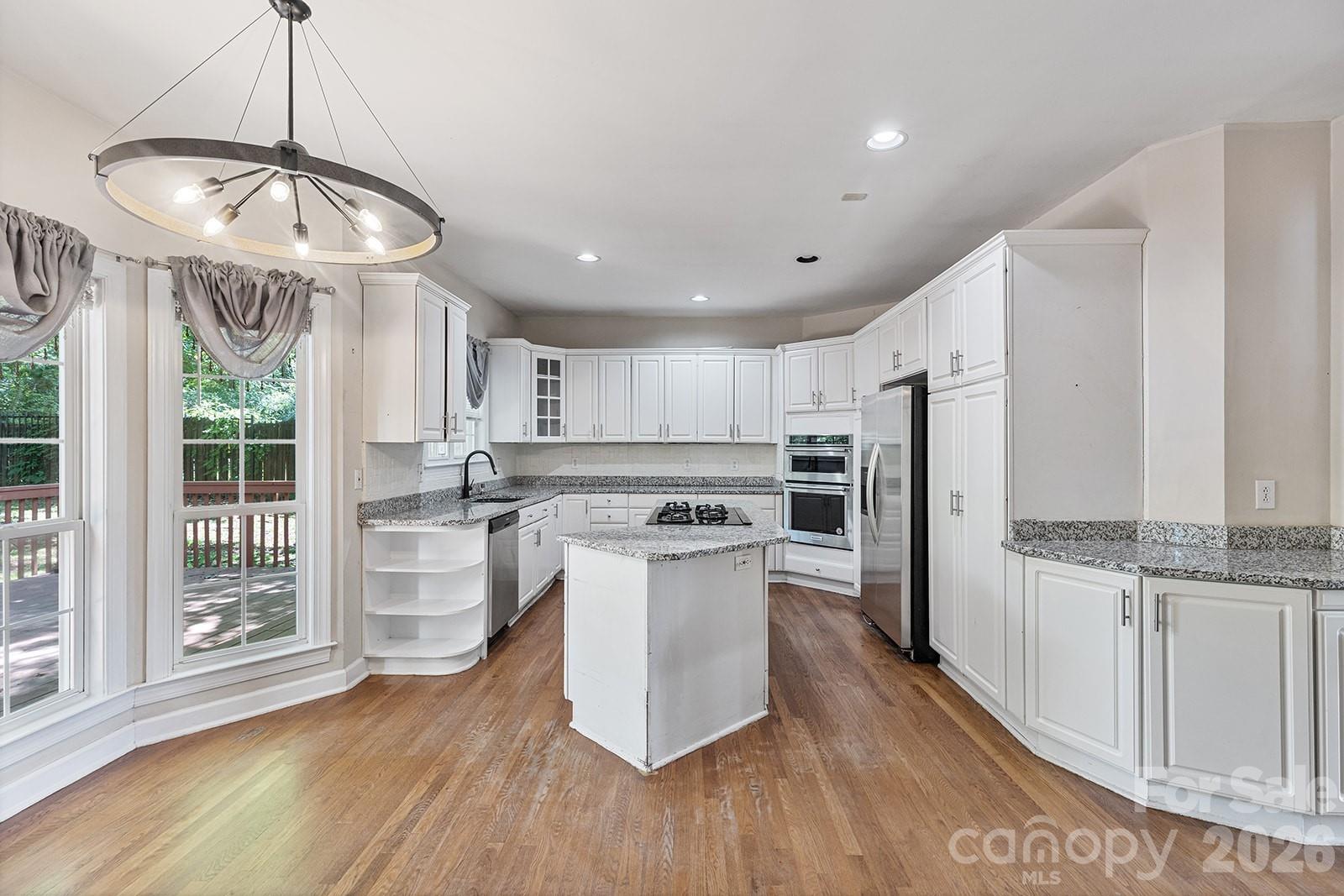Photo 14 of 9111 Brocklehurst Lane, Charlotte, NC