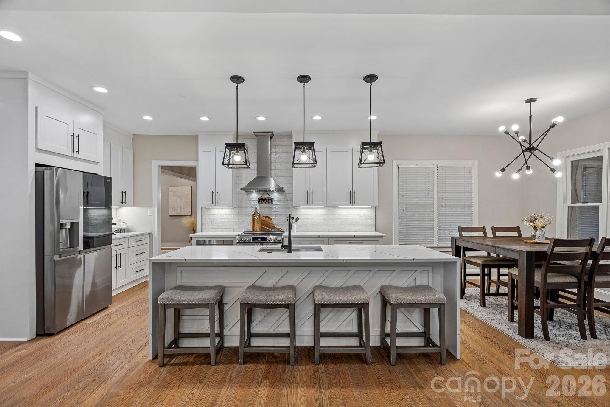 Photo 8 of 5634 Camelot Drive, Charlotte, NC