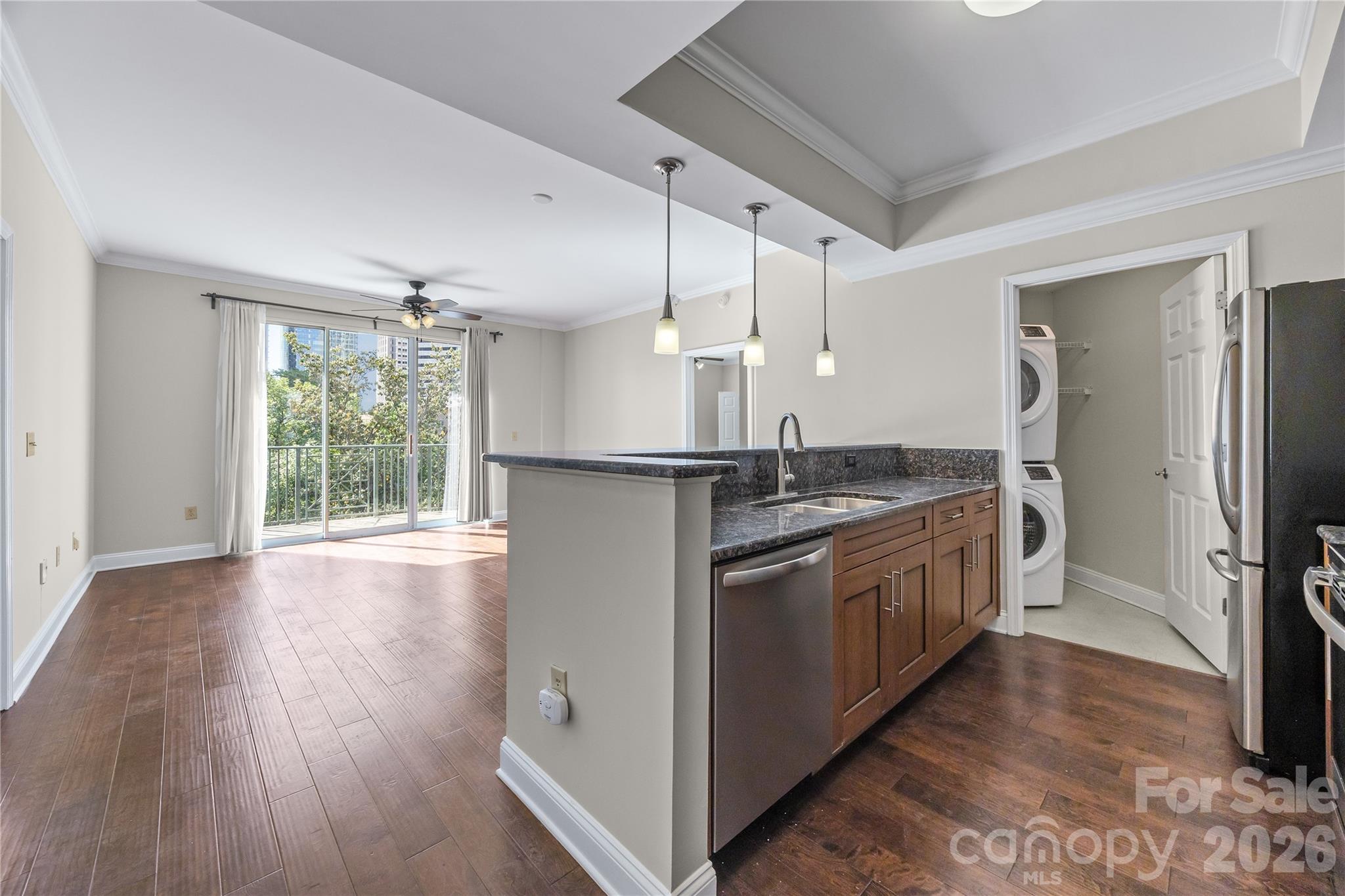 Photo 5 of 300 W 5th Street809, Charlotte, NC