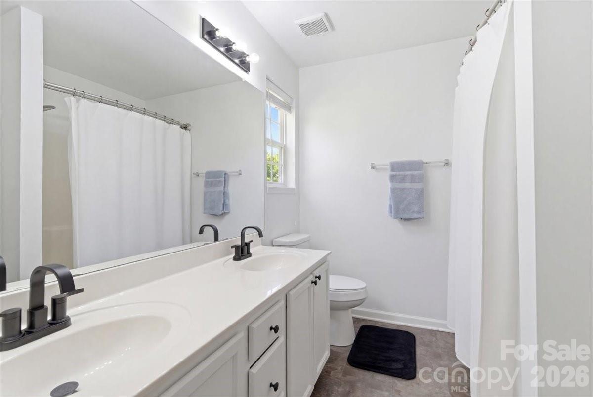 Photo 15 of 6475 Saint Bernard Way, Charlotte, NC