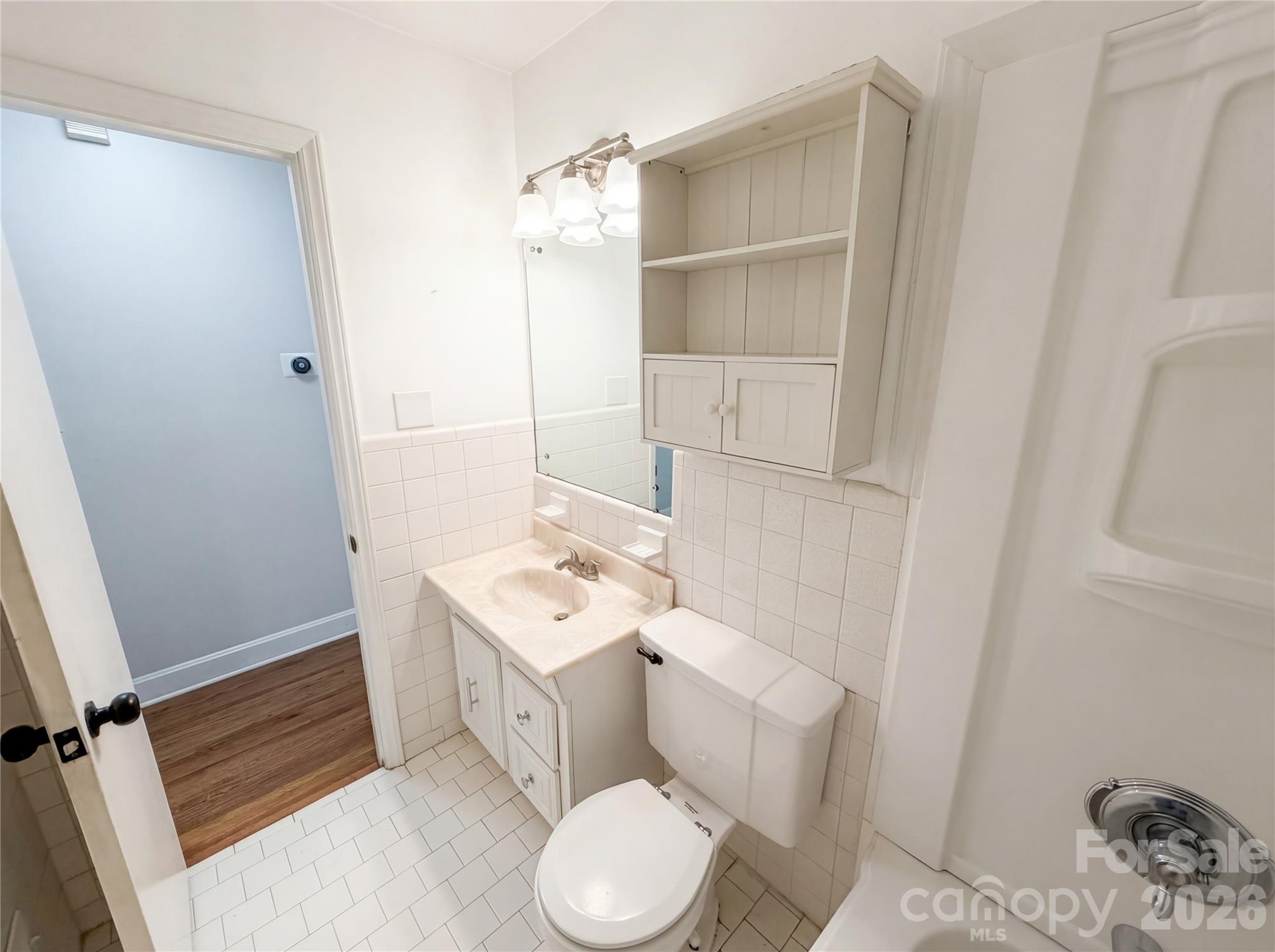 6621 Starcrest Drive, Charlotte, NC - photo 16 of 24