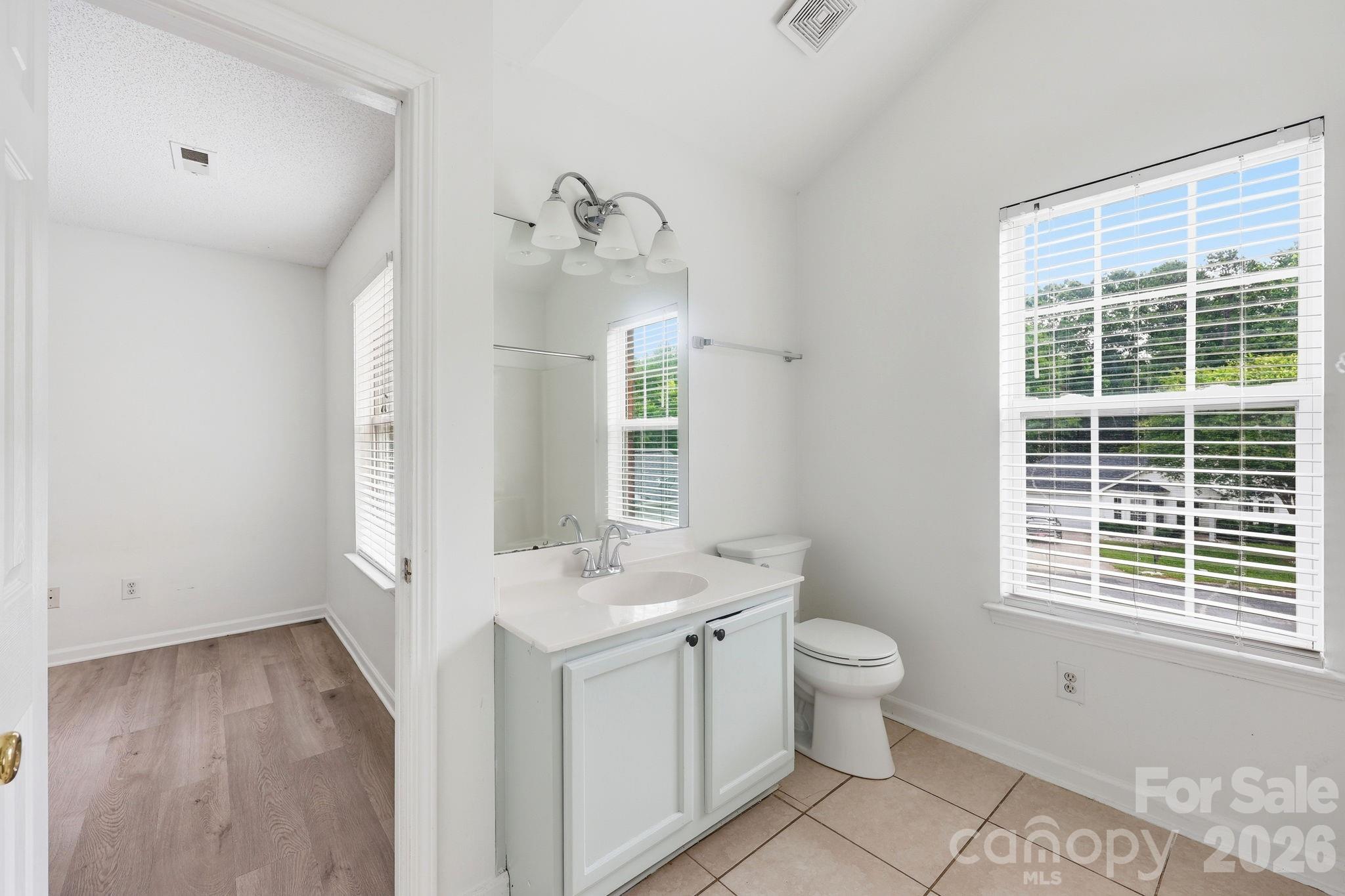Home for sale at 5423 Starflower Drive, Charlotte, NC — photo 25 of 46
