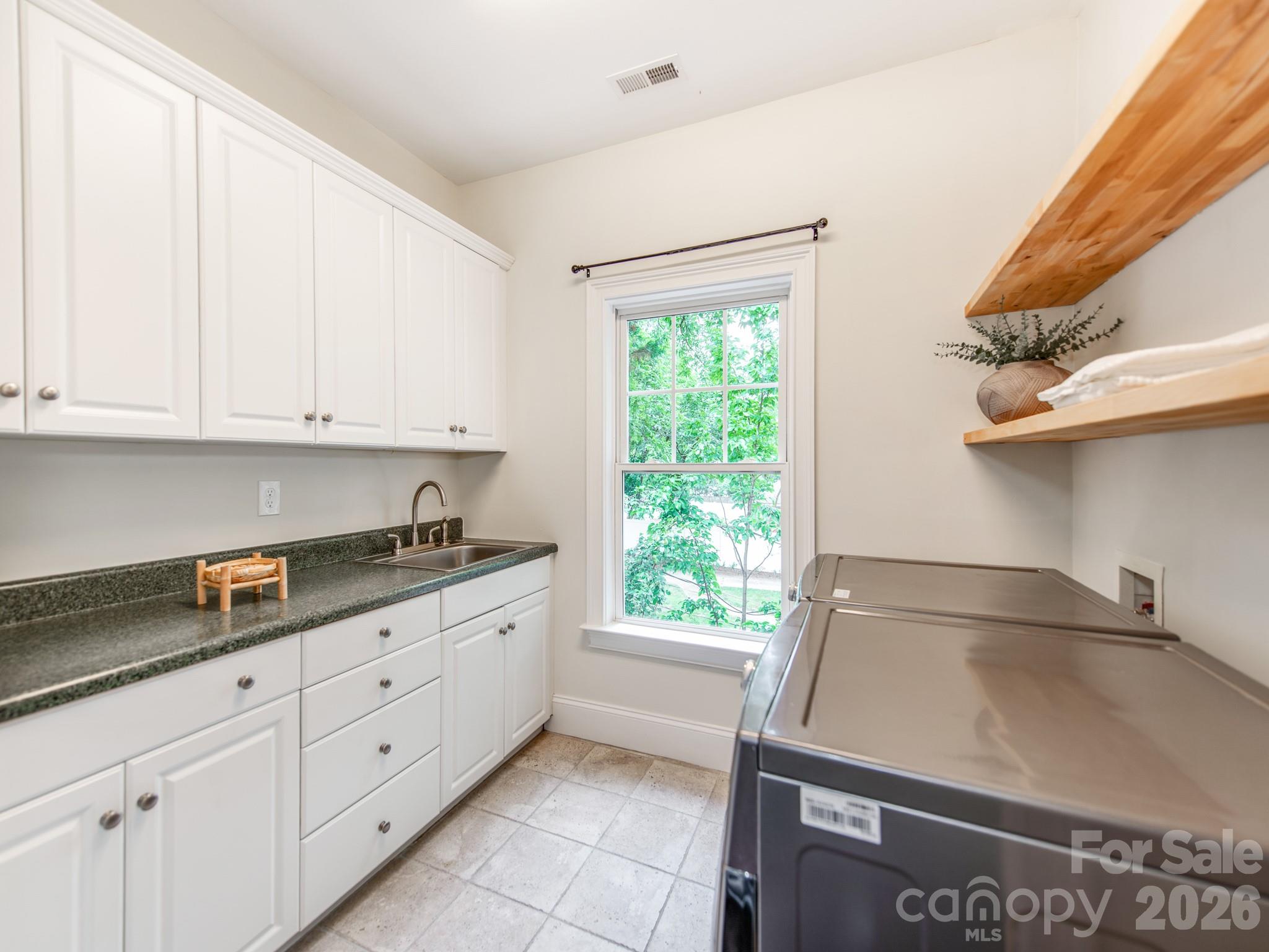 Photo 34 of 2907 Park Road, Charlotte, NC