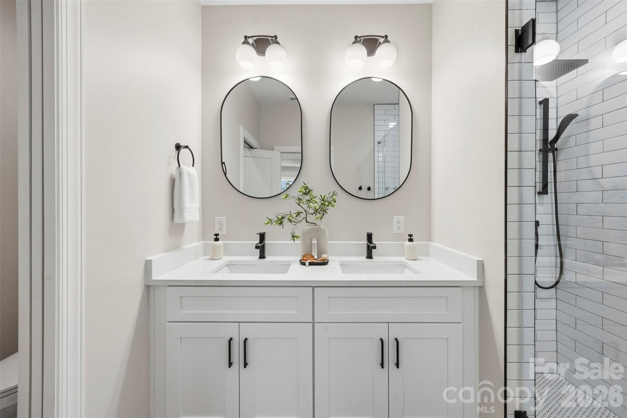 105 N Smallwood Place, Charlotte, NC - photo 15 of 31