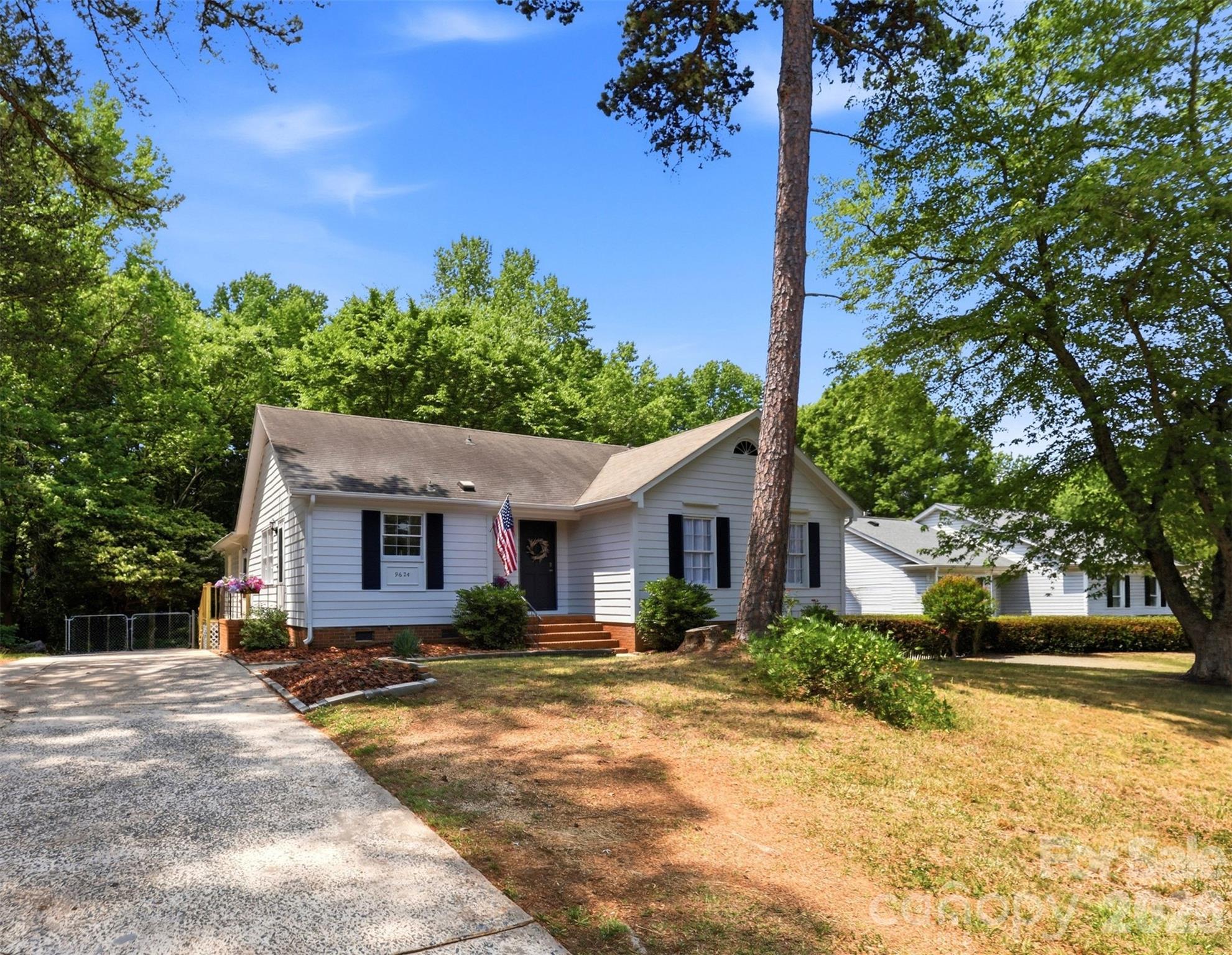 9624 Central Drive, Mint Hill, NC - photo 3 of 47