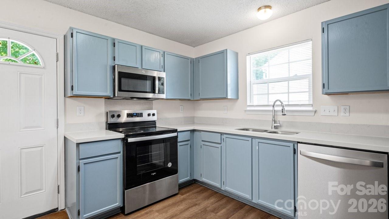 Photo 20 of 2114 Pleasant Dale Drive, Charlotte, NC