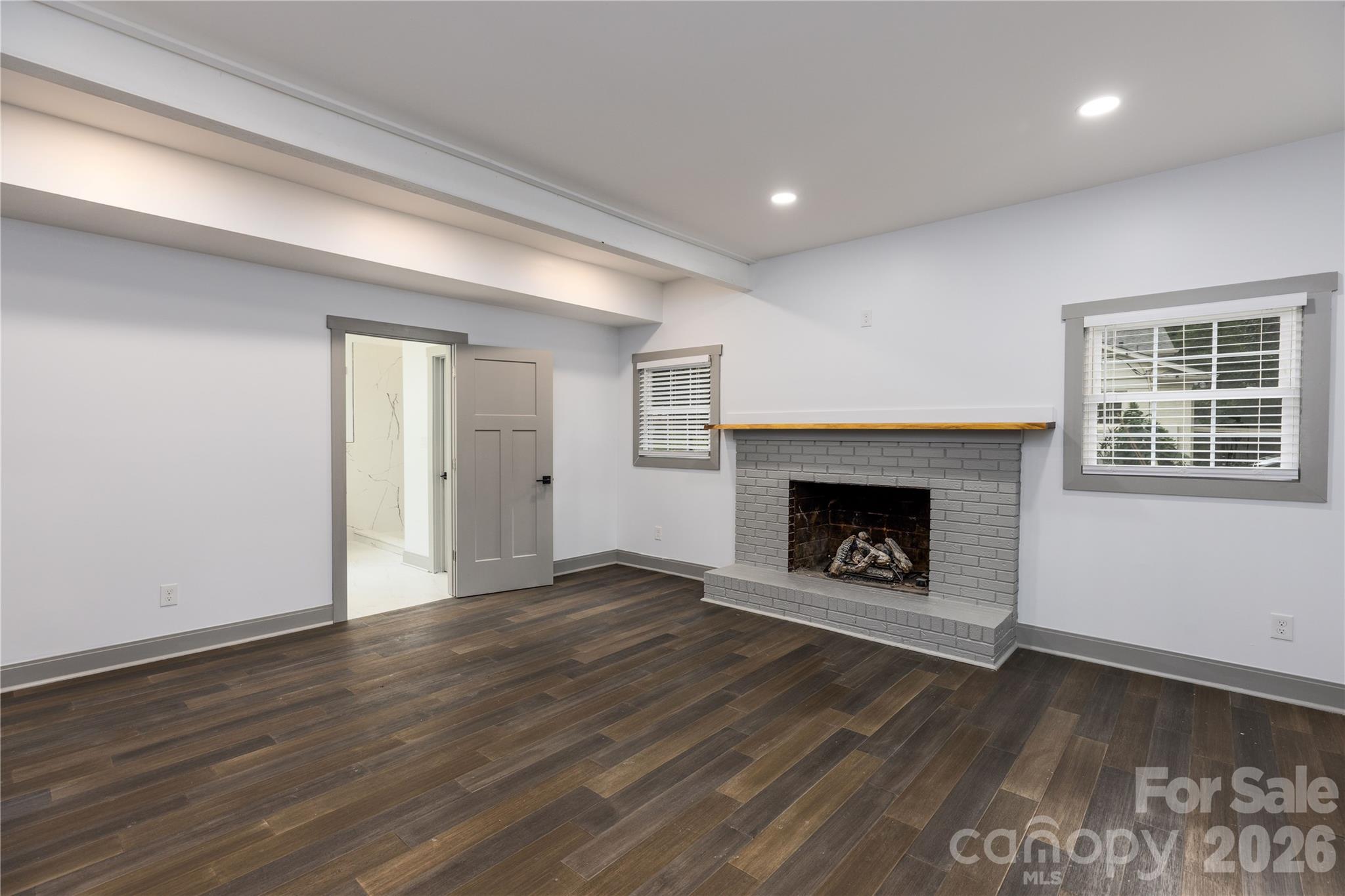 Photo 8 of 6721 Knightswood Drive, Charlotte, NC