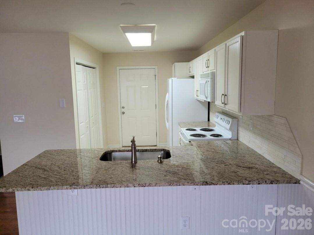 115 Edinburgh Court, Mount Holly, NC - photo 6 of 23