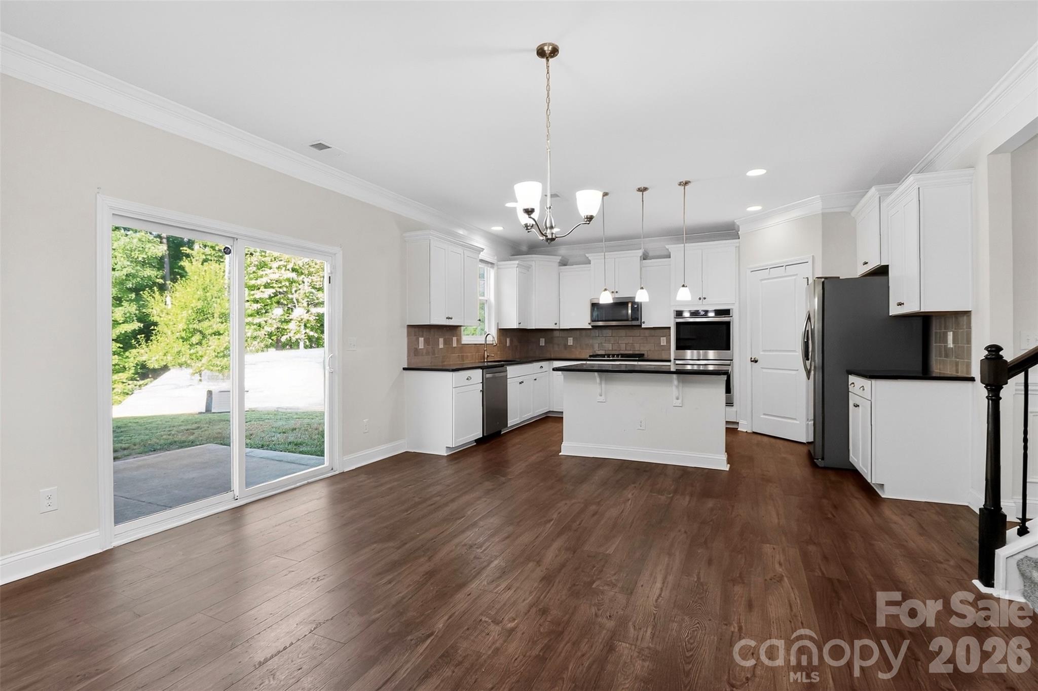 1212 Englewood Drive, Lake Wylie, SC - photo 10 of 45