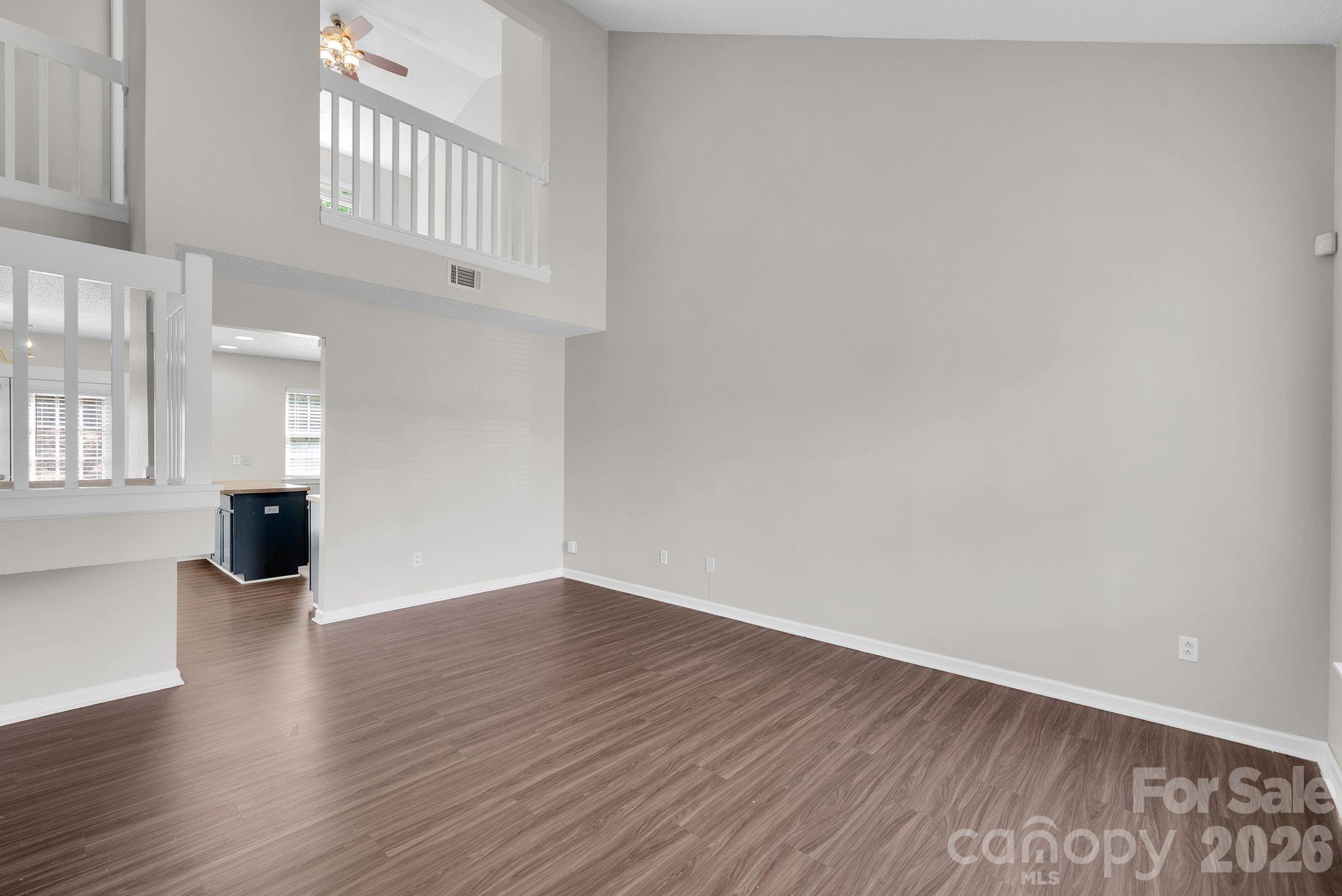 Photo 4 of 17039 Greenlawn Hills Court, Charlotte, NC