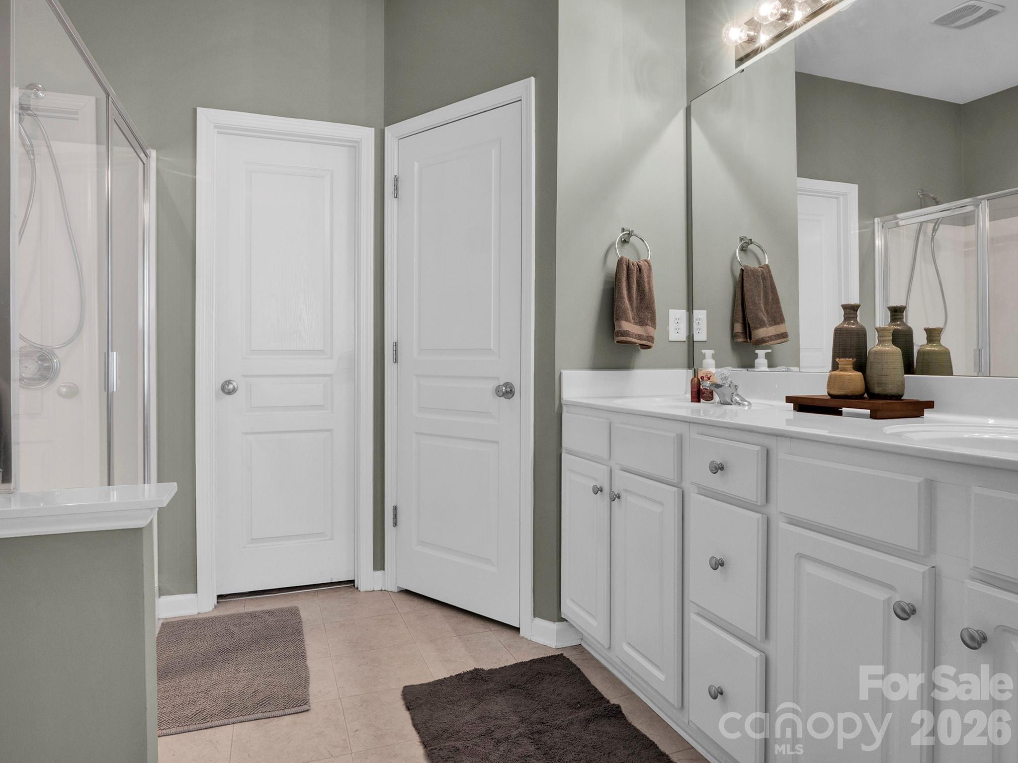8444 Brookings Drive, Charlotte, NC - photo 18 of 43