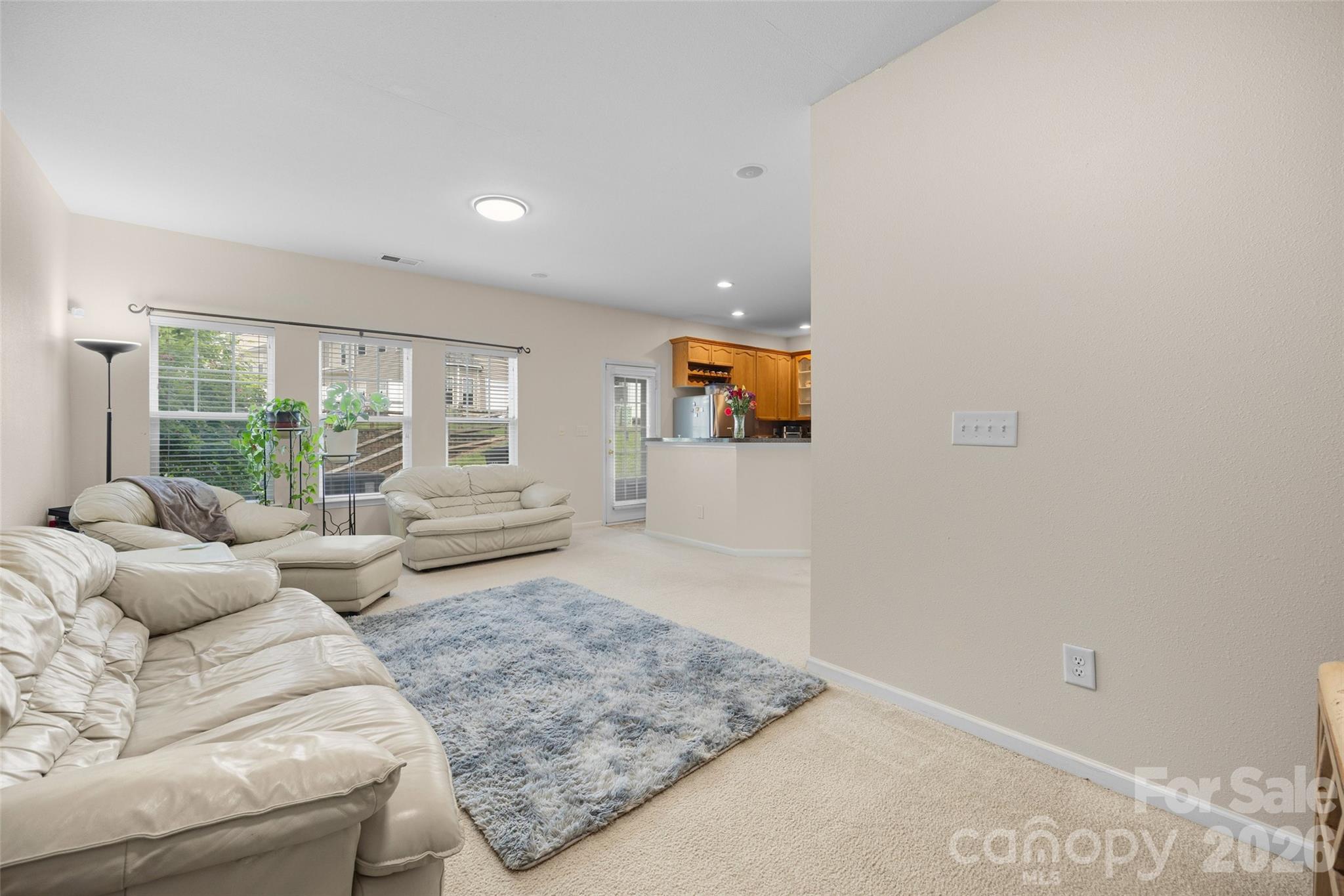 Photo 8 of 330 Bridal Veil Drive, Charlotte, NC