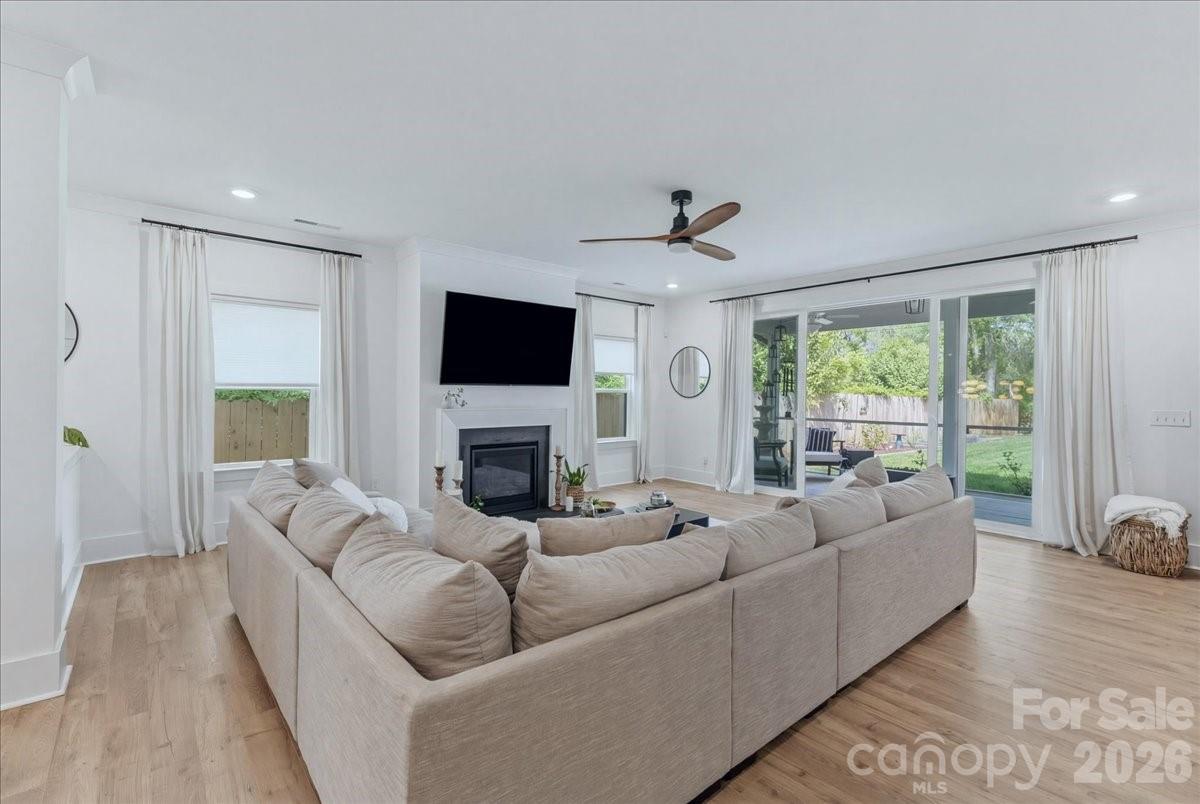 2904 Clemson Avenue, Charlotte, NC - photo 9 of 44