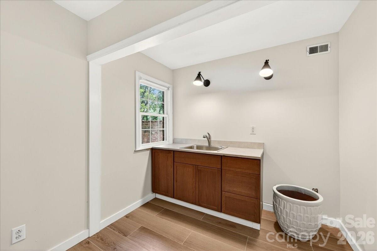 Photo 24 of 6724 Constitution Lane, Charlotte, NC