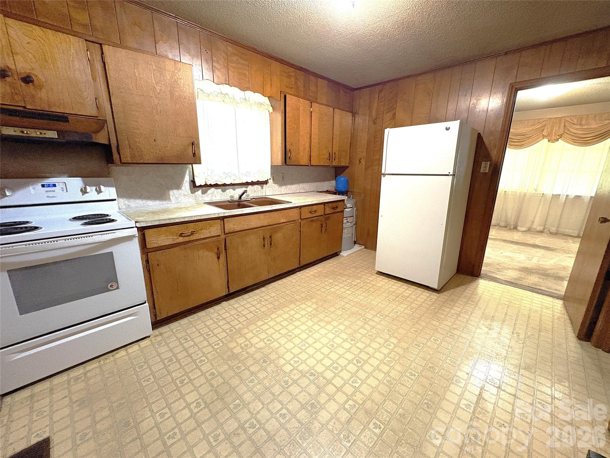 Photo 8 of 723 Kings Mountain Street, Clover, SC