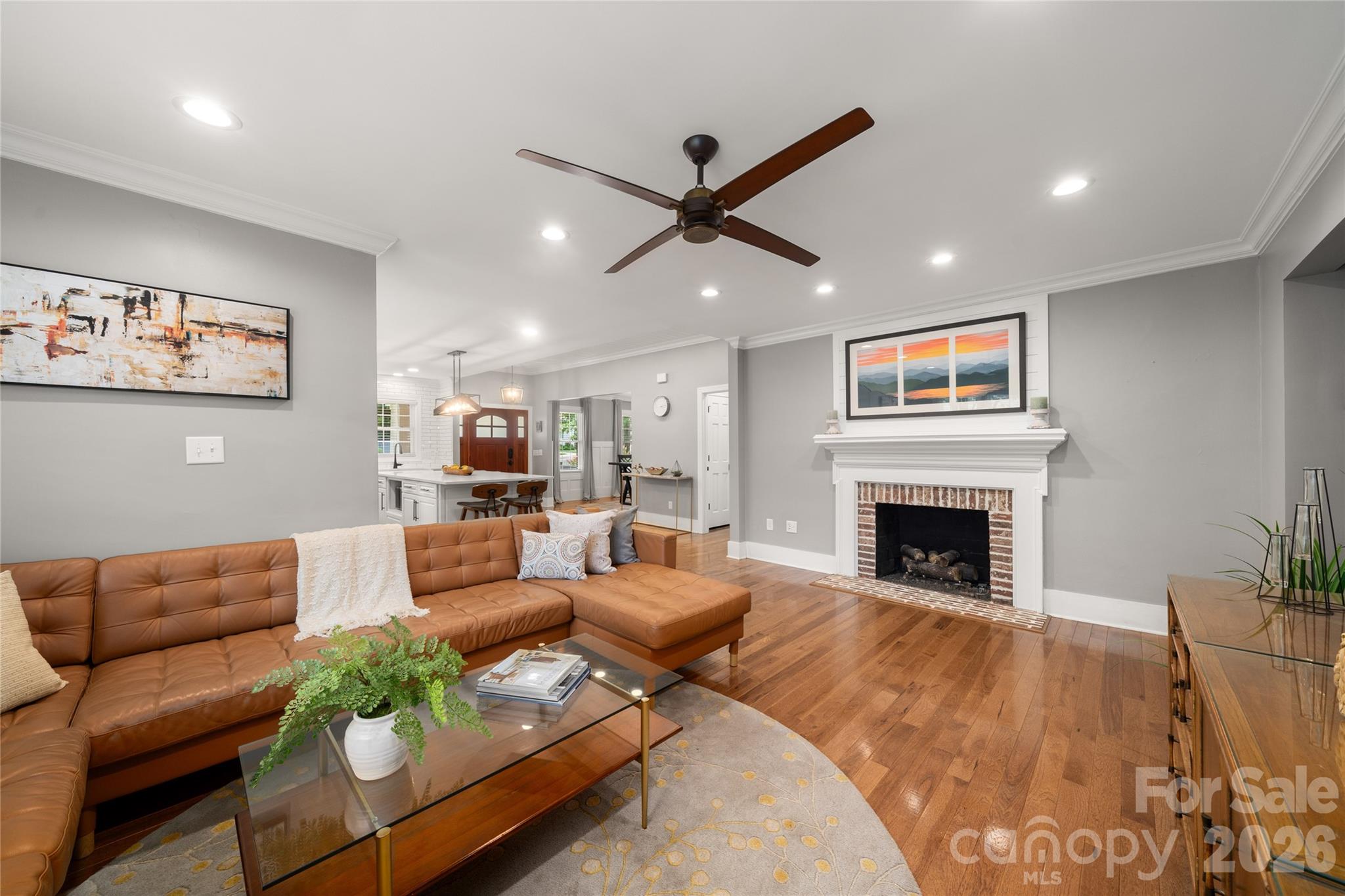 Photo 7 of 1921 Cumberland Avenue, Charlotte, NC