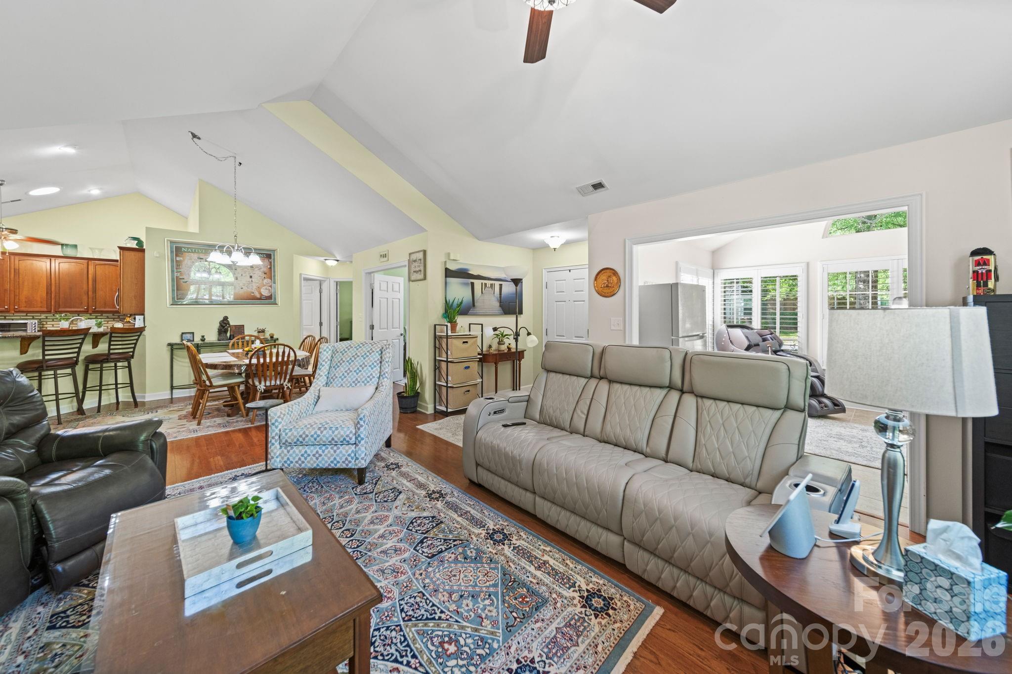 Photo 6 of 5418 Prosperity View Drive, Charlotte, NC