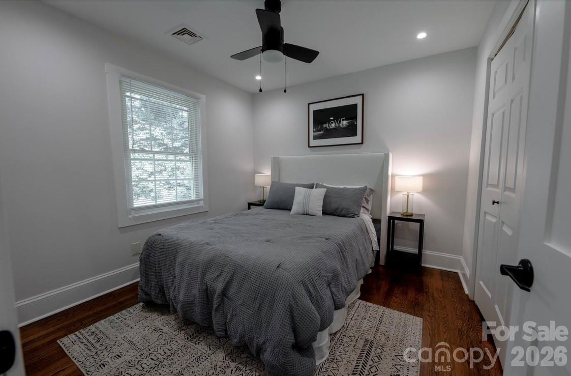 Photo 18 of 523 Kenlough Drive, Charlotte, NC