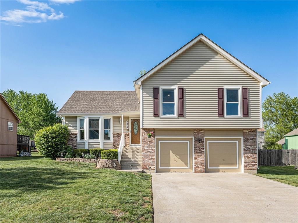 Grandview Real Estate: 7204 E 134th Terrace MO 64030 $339,000