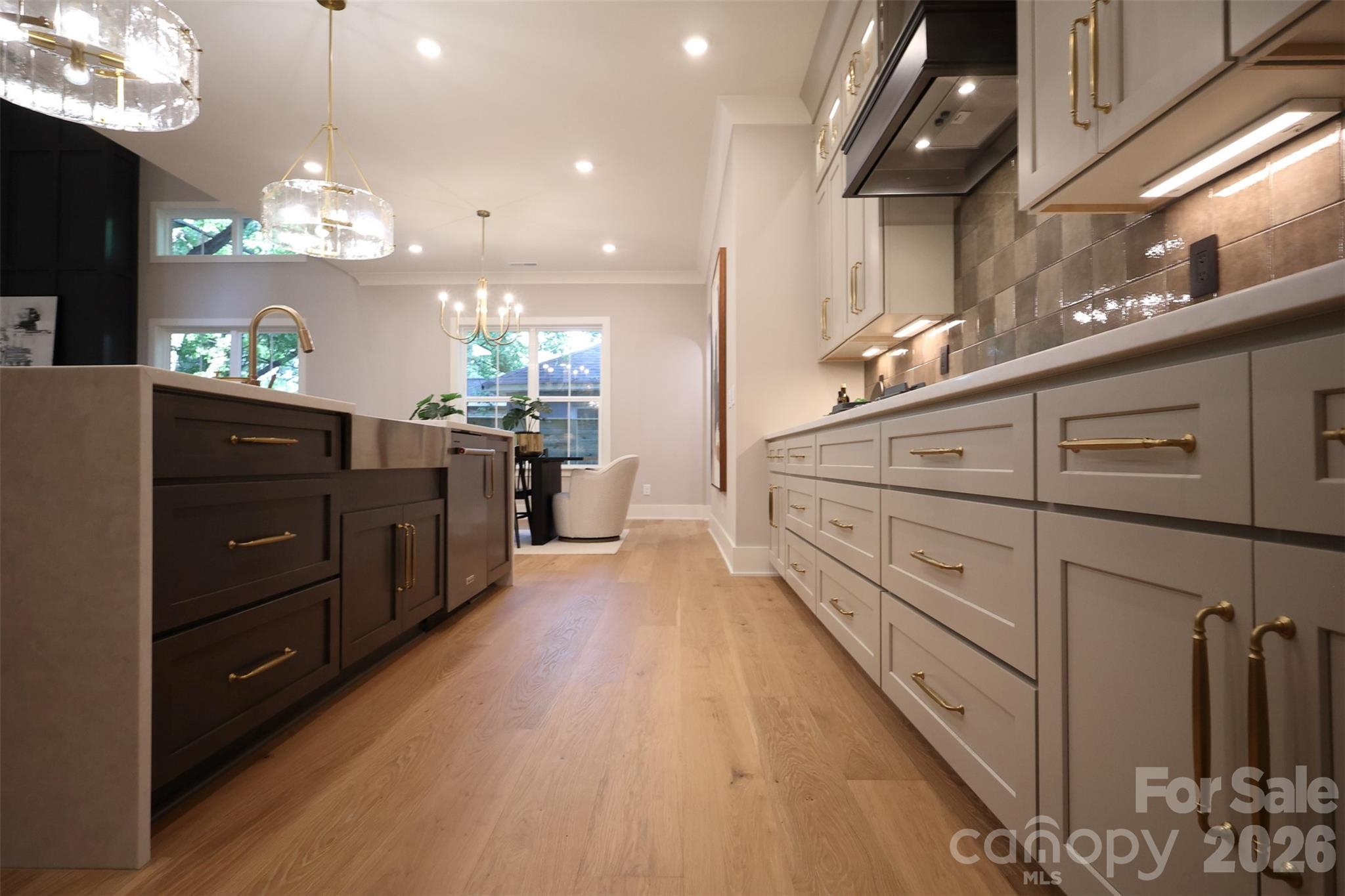 Photo 10 of 442 Sylvania Avenue, Charlotte, NC