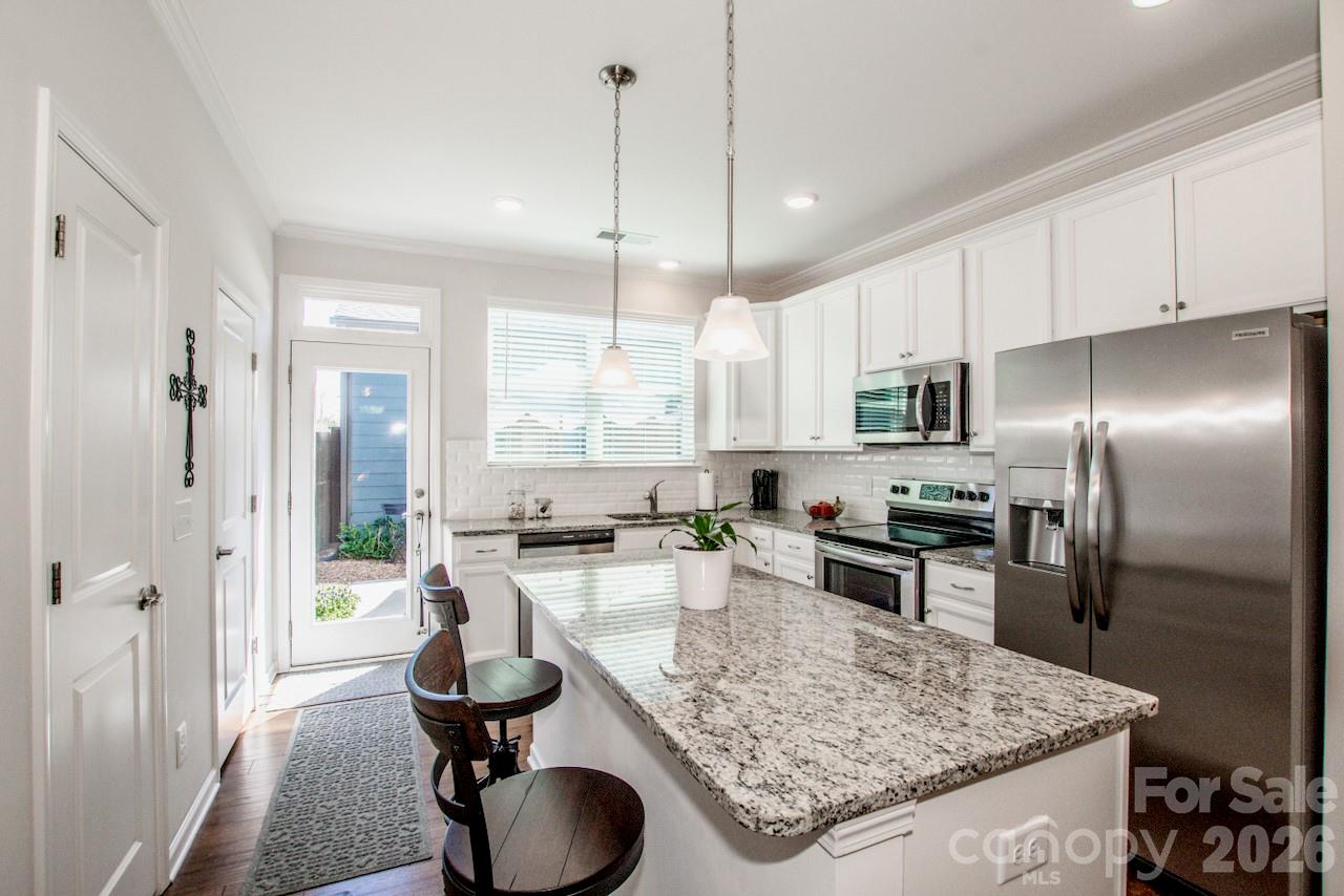 308 Linestowe Drive, Belmont, NC - photo 9 of 40