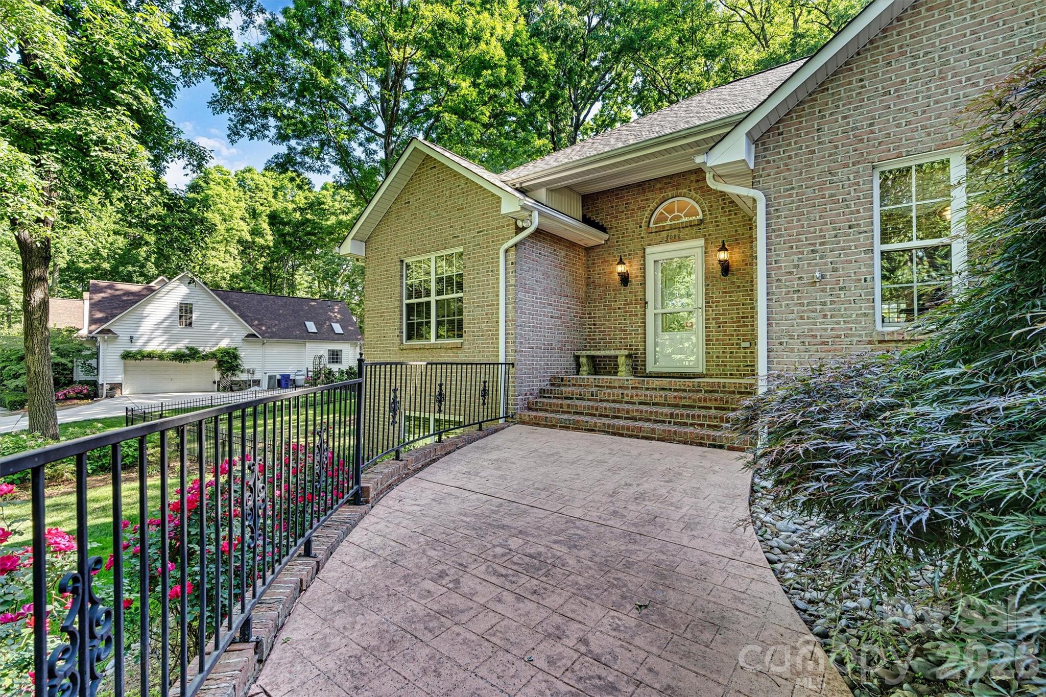 Photo 4 of 7538 Golf Course Drive S, Denver, NC