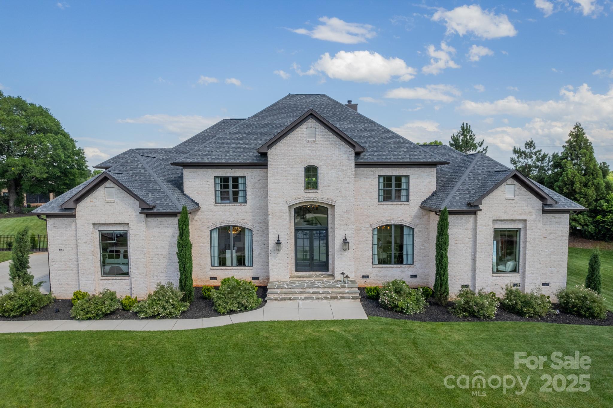 8102 Rolling Fields Road, Charlotte, NC